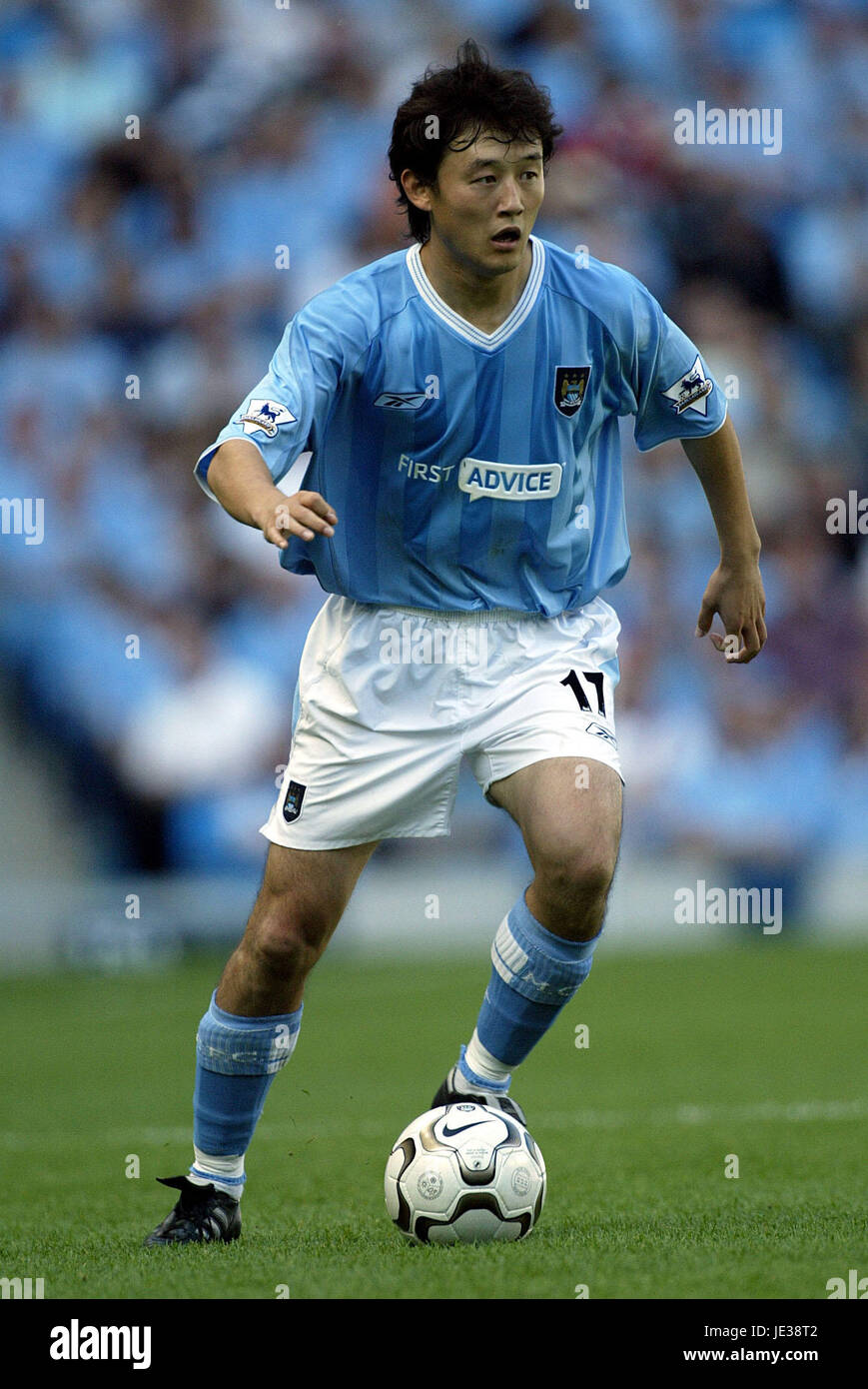 SUN JIHAI MANCHESTER CITY FC MANCHESTER STADIUM MANCHESTER ENGLAND 14 ...