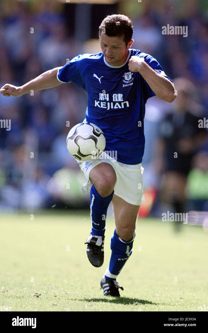 Tomasz radzinski everton hi-res stock photography and images - Alamy