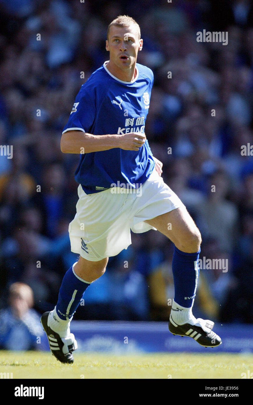 DUNCAN FERGUSON EVERTON FC GOODISON PARK LIVERPOOL ENGLAND 30 August ...