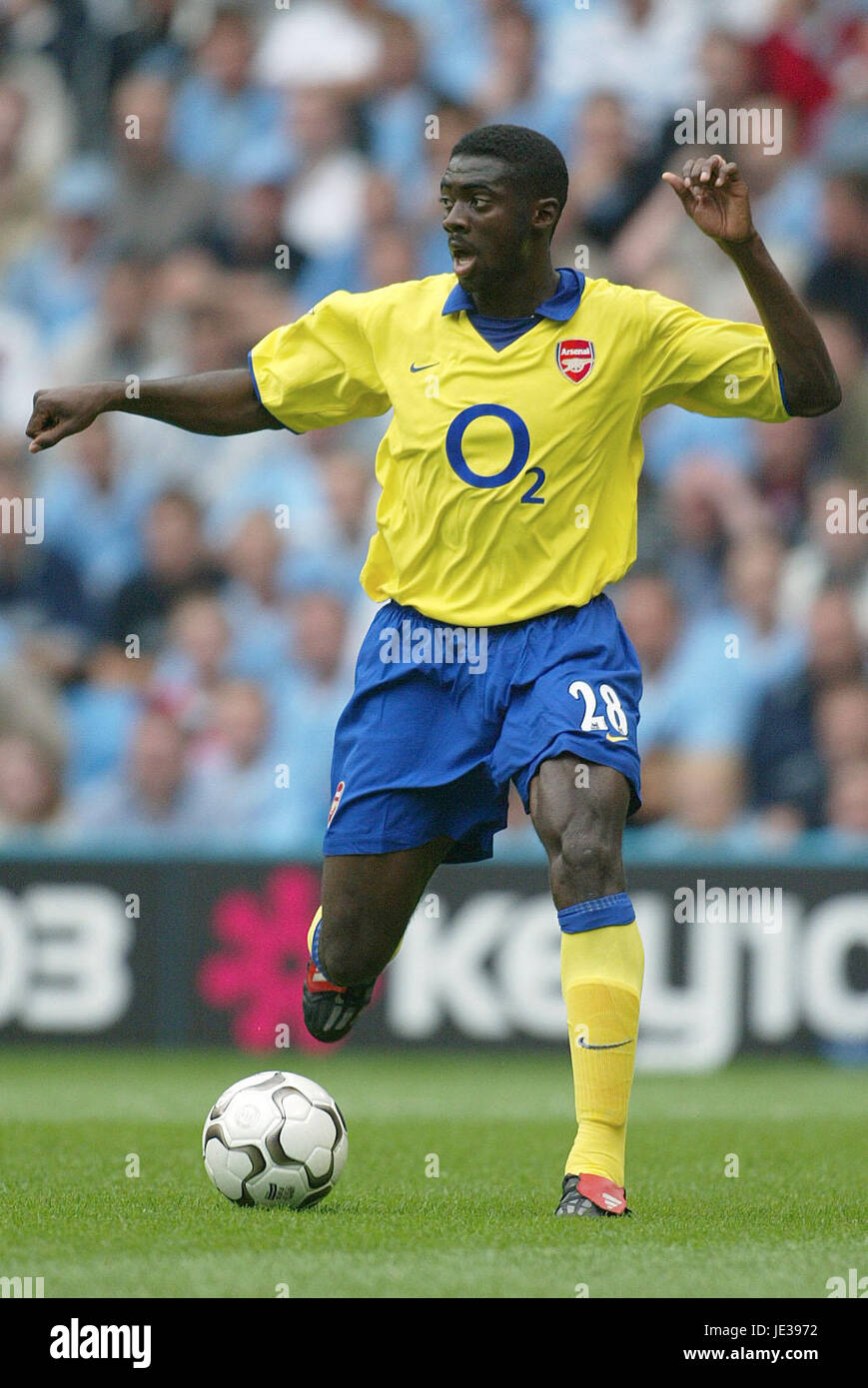 KOLO TOURE ARSENAL FC CITY OF MANCHESTER STADIUM MANCHESTER ENGLAND 31 ...
