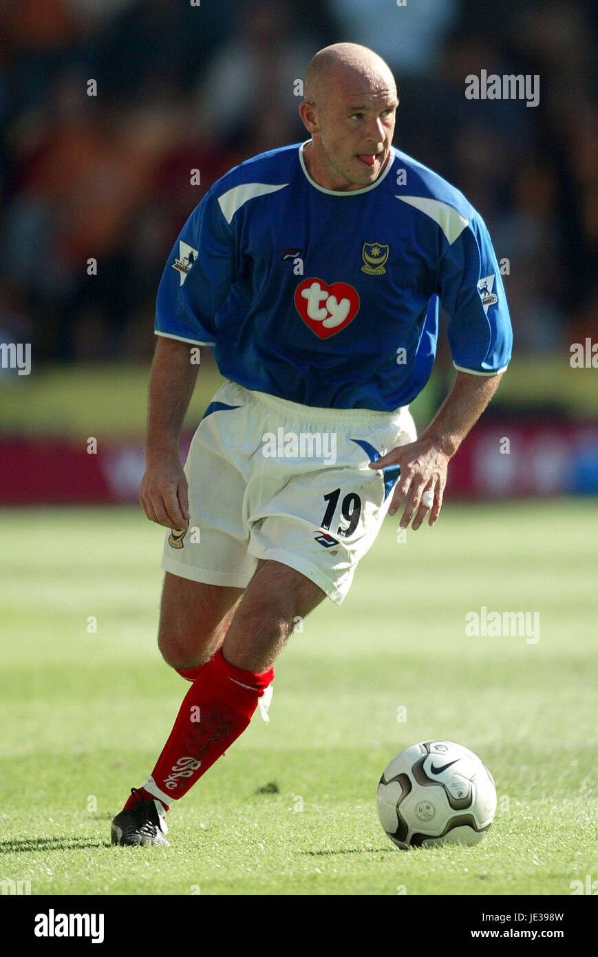 STEVE STONE PORTSMOUTH FC MOLINEUX WOLVERHAMPTON ENGLAND 30 August 2003 ...