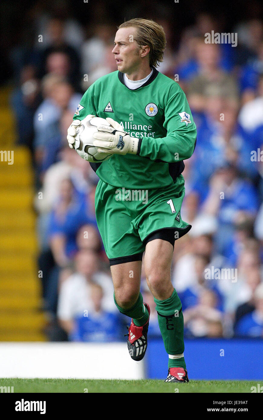 IAN WALKER LEICESTER CITY FC STAMFORD BRIDGE CHELSEA LONDON ENGLAND 23 ...