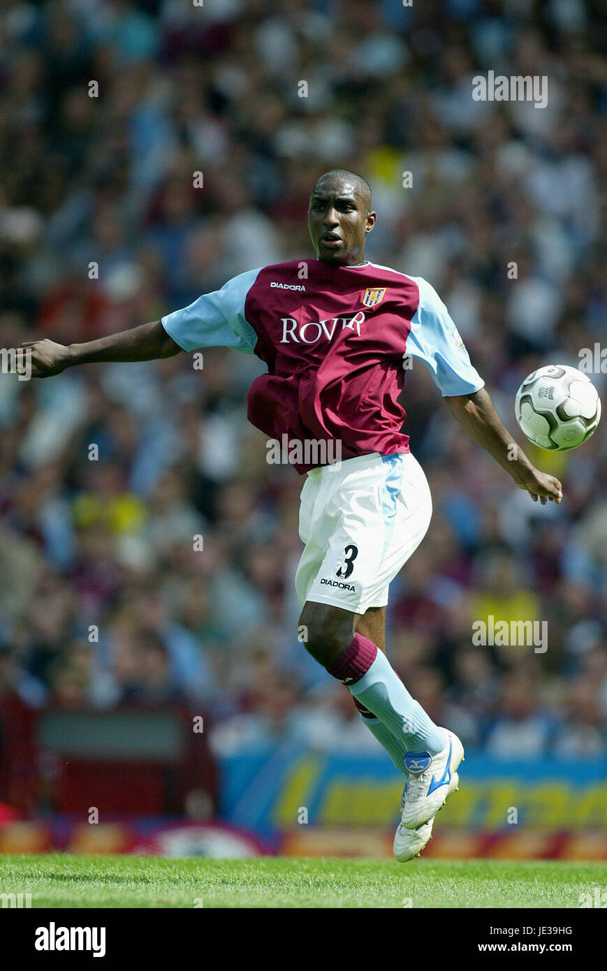 Jlloyd samuel hi-res stock photography and images - Alamy