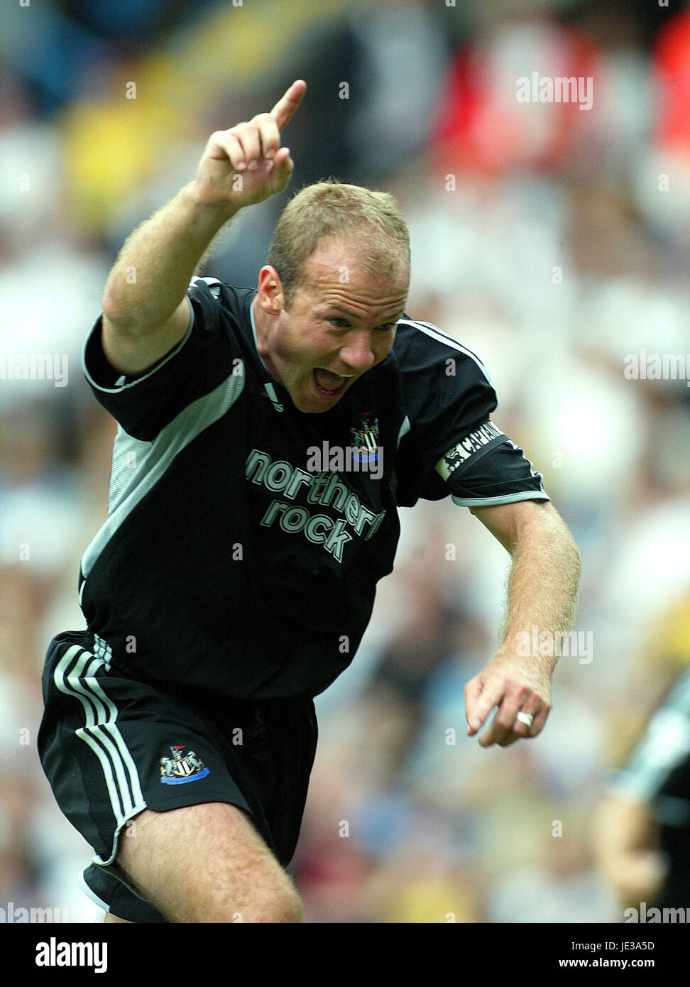 ALAN SHEARER NEWCASTLE UNITED FC ELLAND ROAD LEEDS ENGLAND 17 August ...