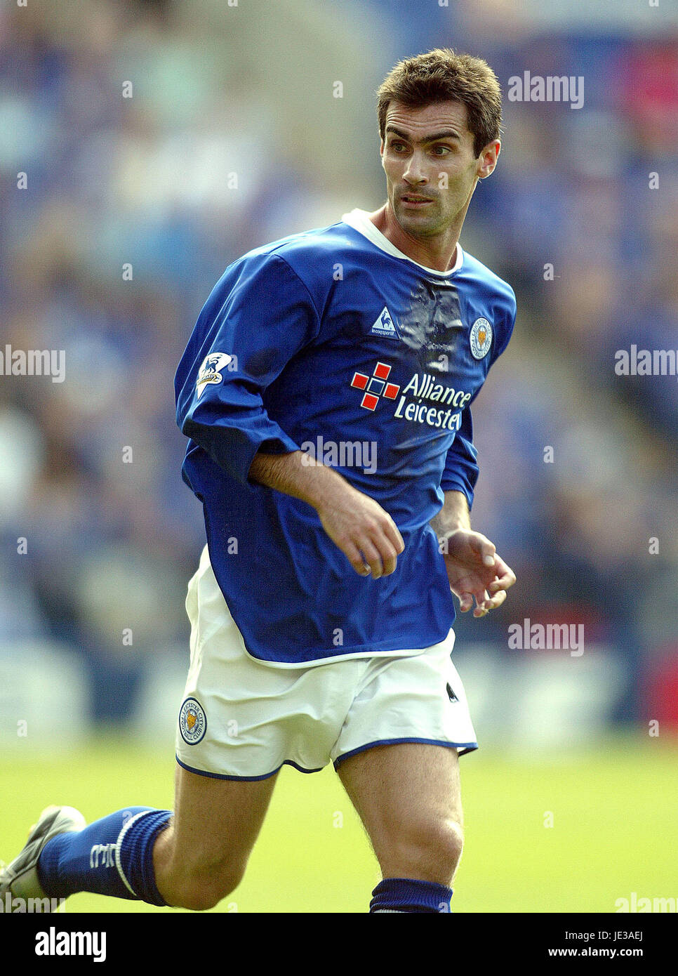KEITH GILLESPIE LEICESTER CITY FC WALKERS STADIUM LEICESTER ENGLAND 16 ...