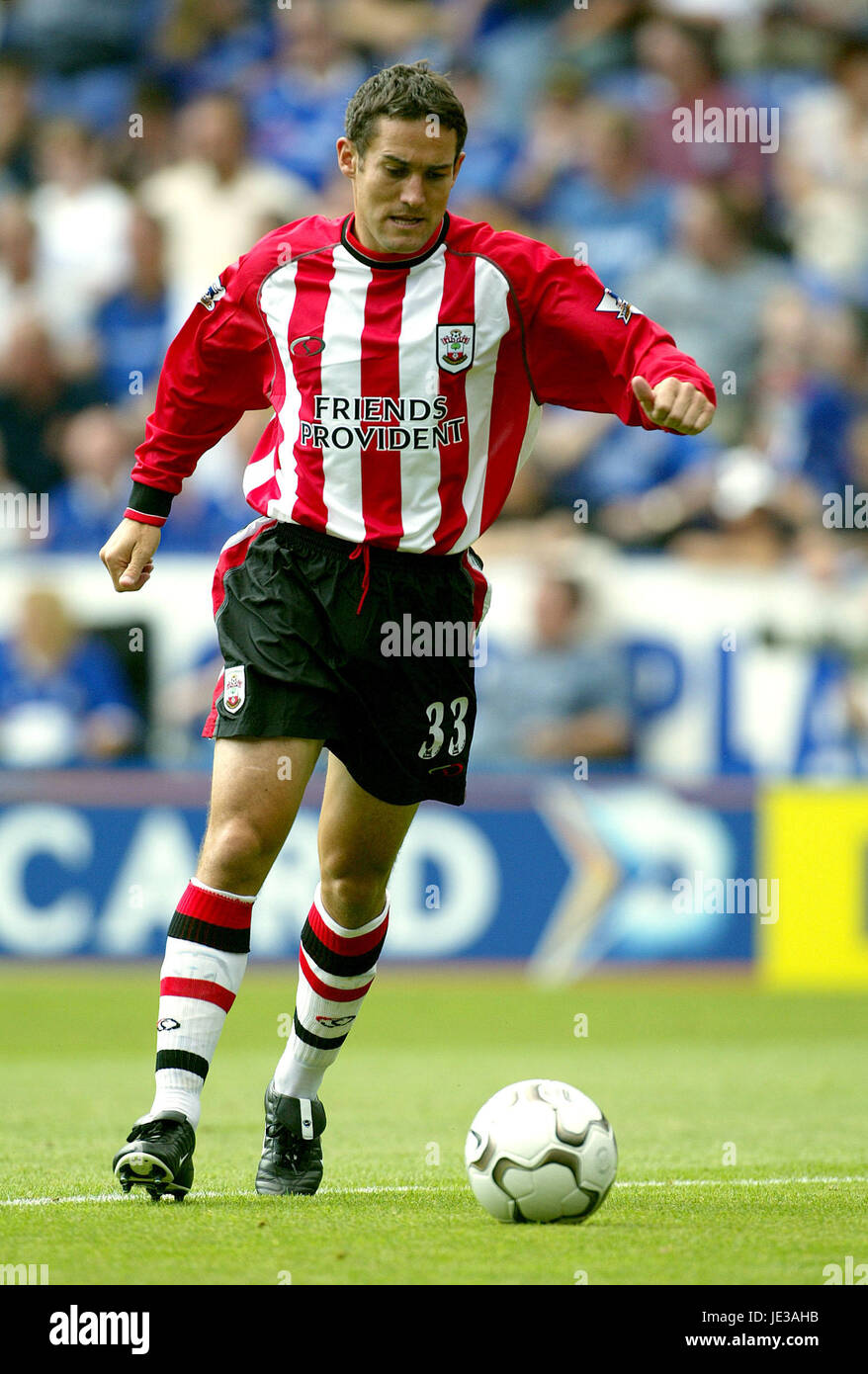 PAUL TELFER SOUTHAMPTON FC WALKERS STADIUM 16 August 2003 Stock Photo ...
