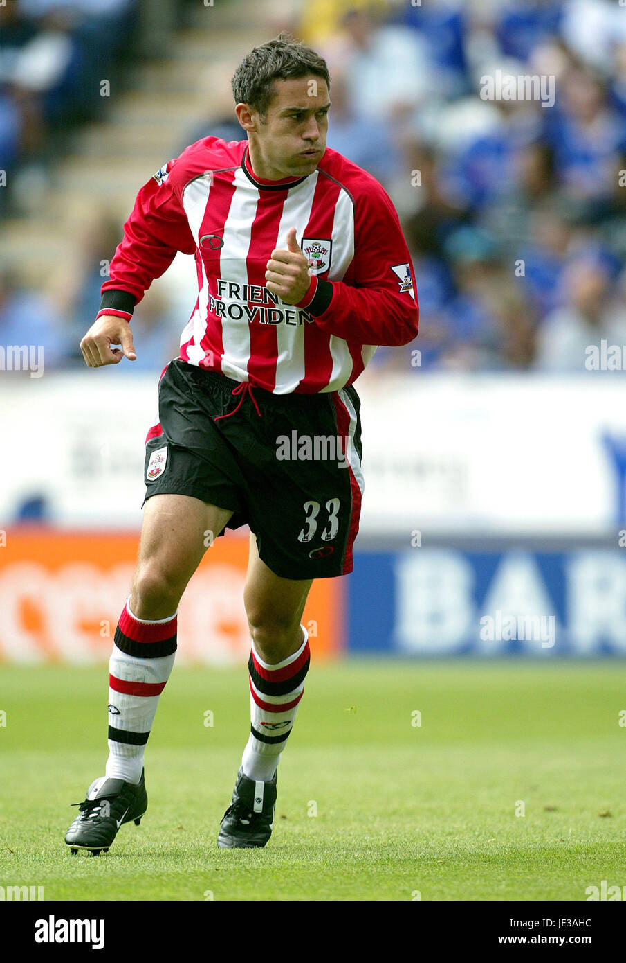 PAUL TELFER SOUTHAMPTON FC WALKERS STADIUM 16 August 2003 Stock Photo ...