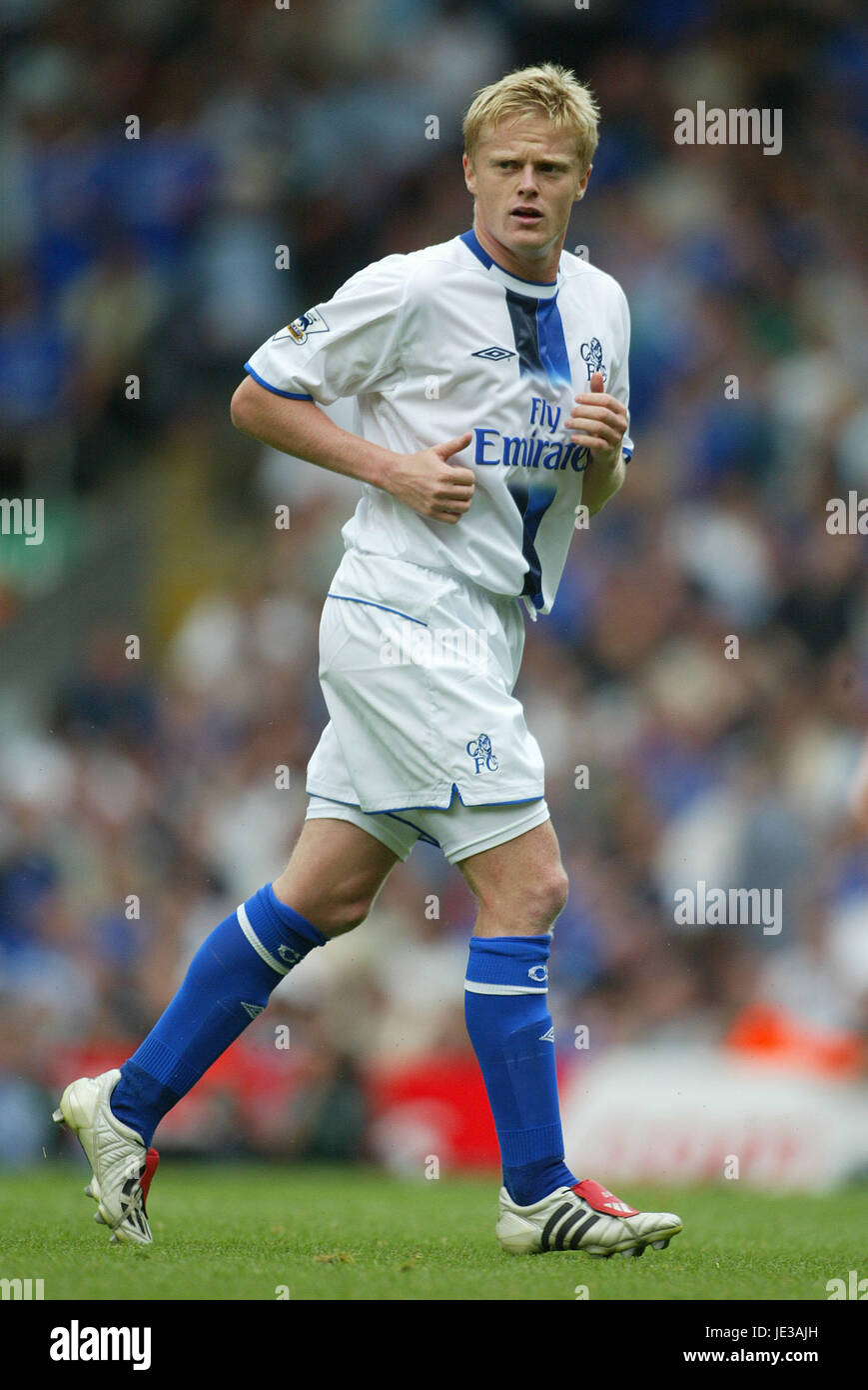 DAMIEN DUFF CHELSEA FC ANFIELD LIVERPOOL ENGLAND 17 August 2003 Stock ...