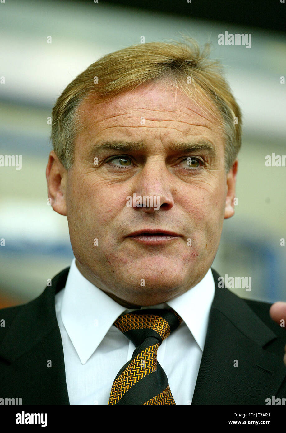 Dave jones football manager hi-res stock photography and images - Alamy