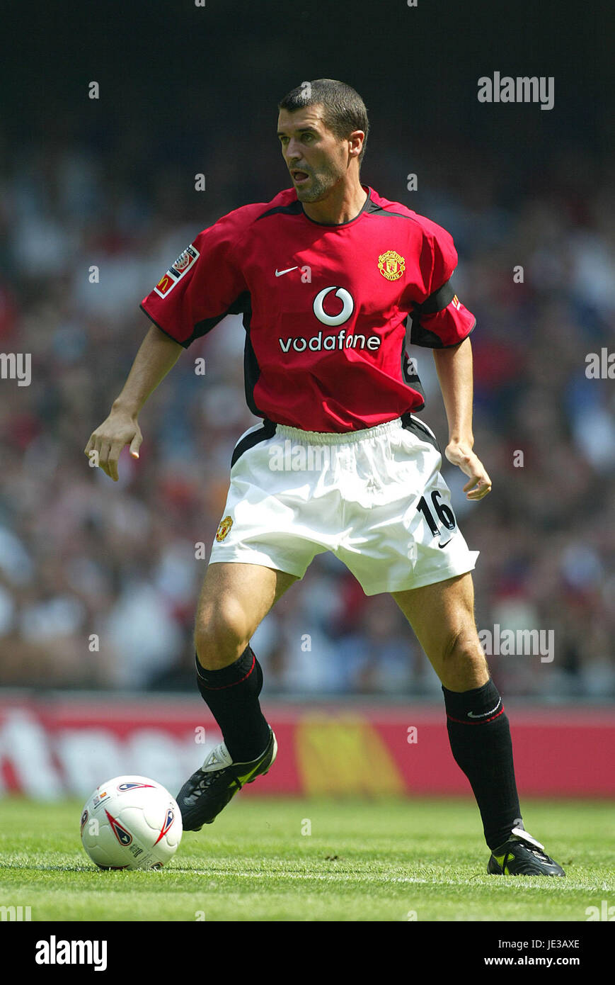 ROY KEANE MANCHESTER UNITED FC MILLENIUM STADIUM CARDIFF WALES 10 ...
