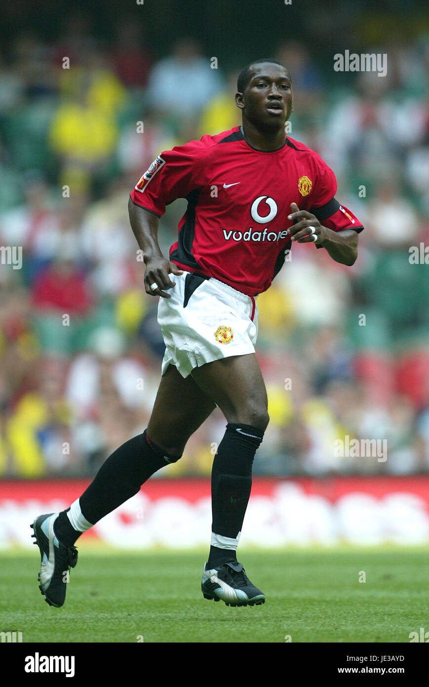 ERIC DJEMBA-DJEMBA MANCHESTER UNITED FC MILLENIUM STADIUM CARDIFF WALES ...