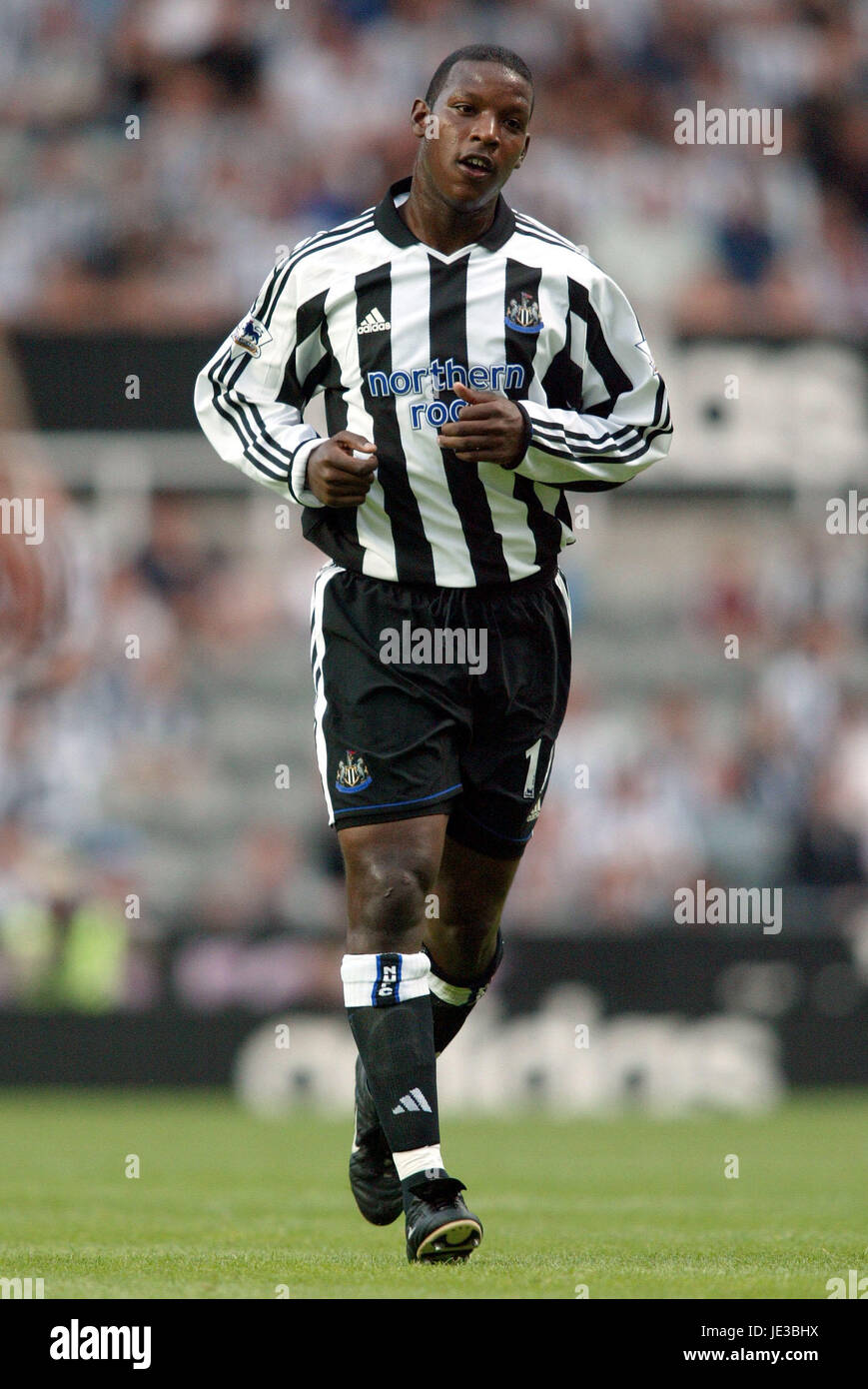 TITUS BRAMBLE NEWCASTLE UNITED FC ST JAMES PARK NEWCASTLE ENGLAND 05 ...