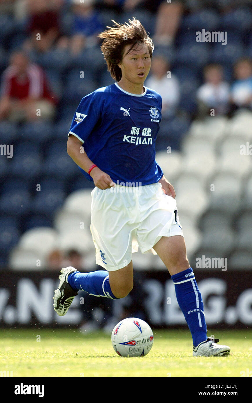 Tie li everton hi-res stock photography and images - Alamy