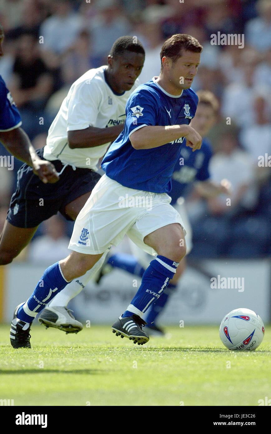 TOMASZ RADZINSKI EVERTON FC PRESTON ENGLAND 02 August 2003 Stock Photo ...
