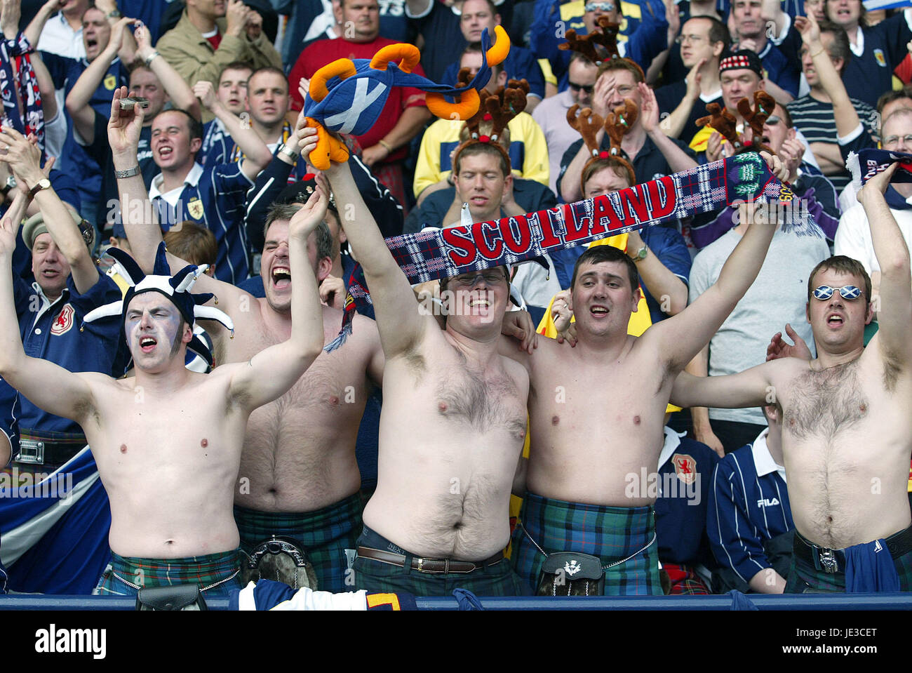SCOTLAND FAN SCOTLAND FAN HAMPDEN PARK GLASGOW SCOTLAND 07 June 2003 ...