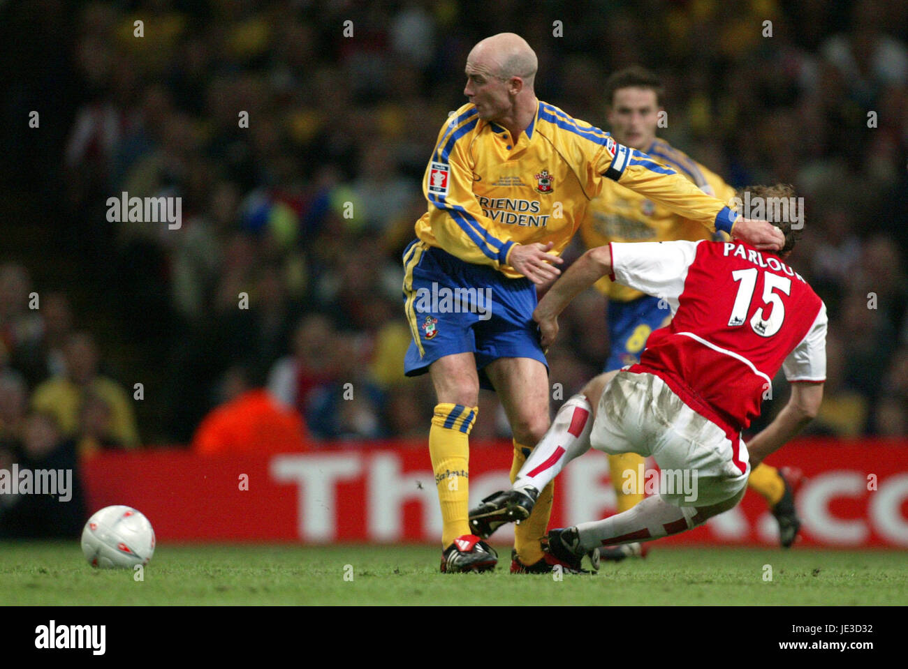 CHRIS MARSDEN & RAY PARLOUR ARSEANL V SOUTHAMPTON THE MILLENNIUM ...