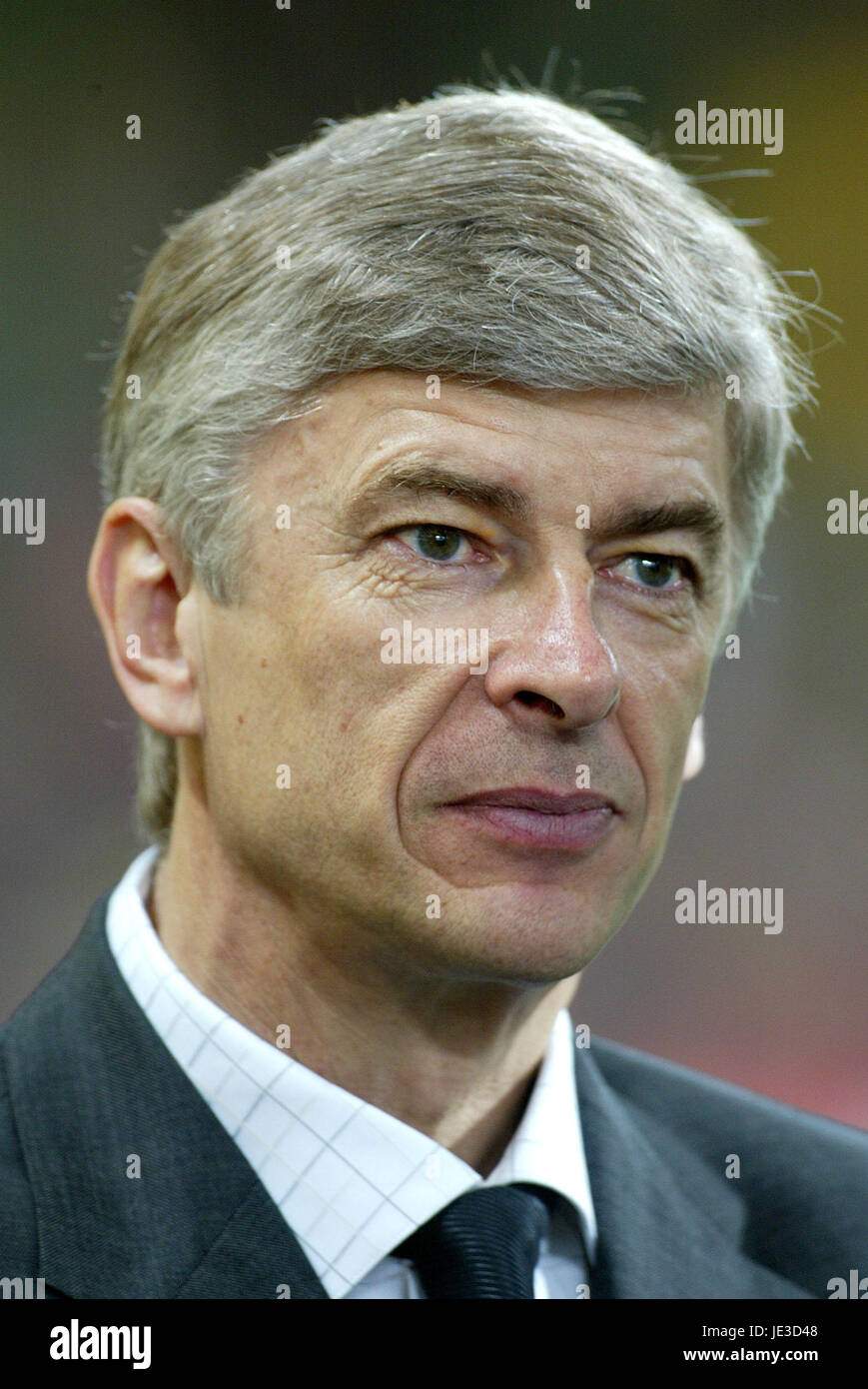 Arsene wenger 2003 hi-res stock photography and images - Alamy