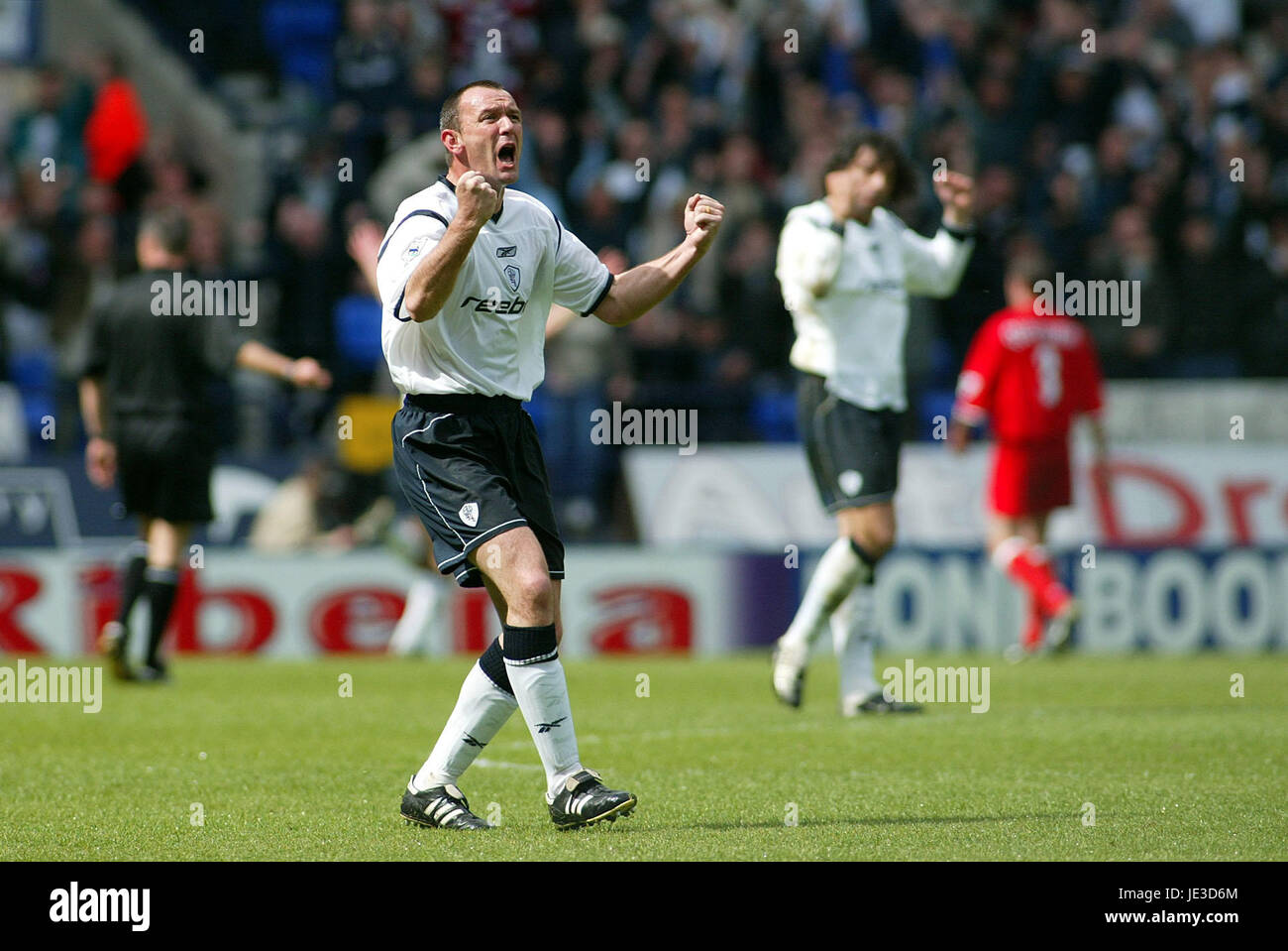 MIKE WHITLOW BOLTON V MIDDLESBROUGH REEBOK STADIUM BOLTON ENGLAND 11 ...
