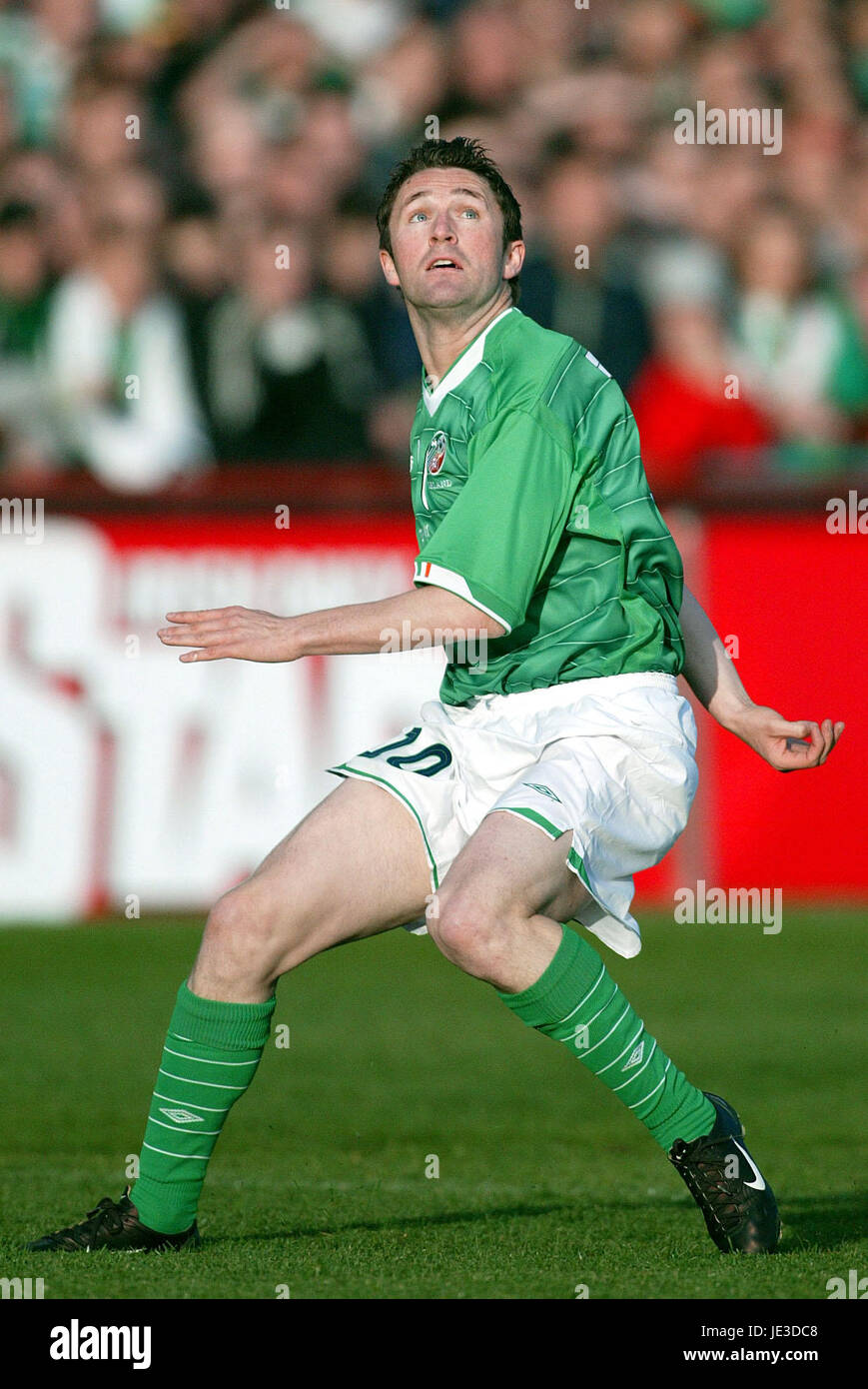 Football robbie keane hi-res stock photography and images - Alamy