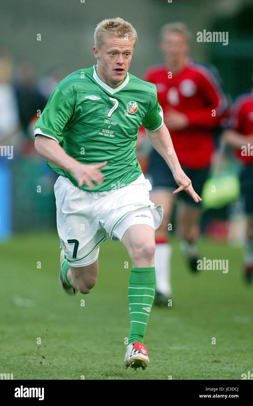 DAMIEN DUFF REPUBLIC OF IRELAND LANSDOWNE ROAD DUBLIN 30 April 2003 ...