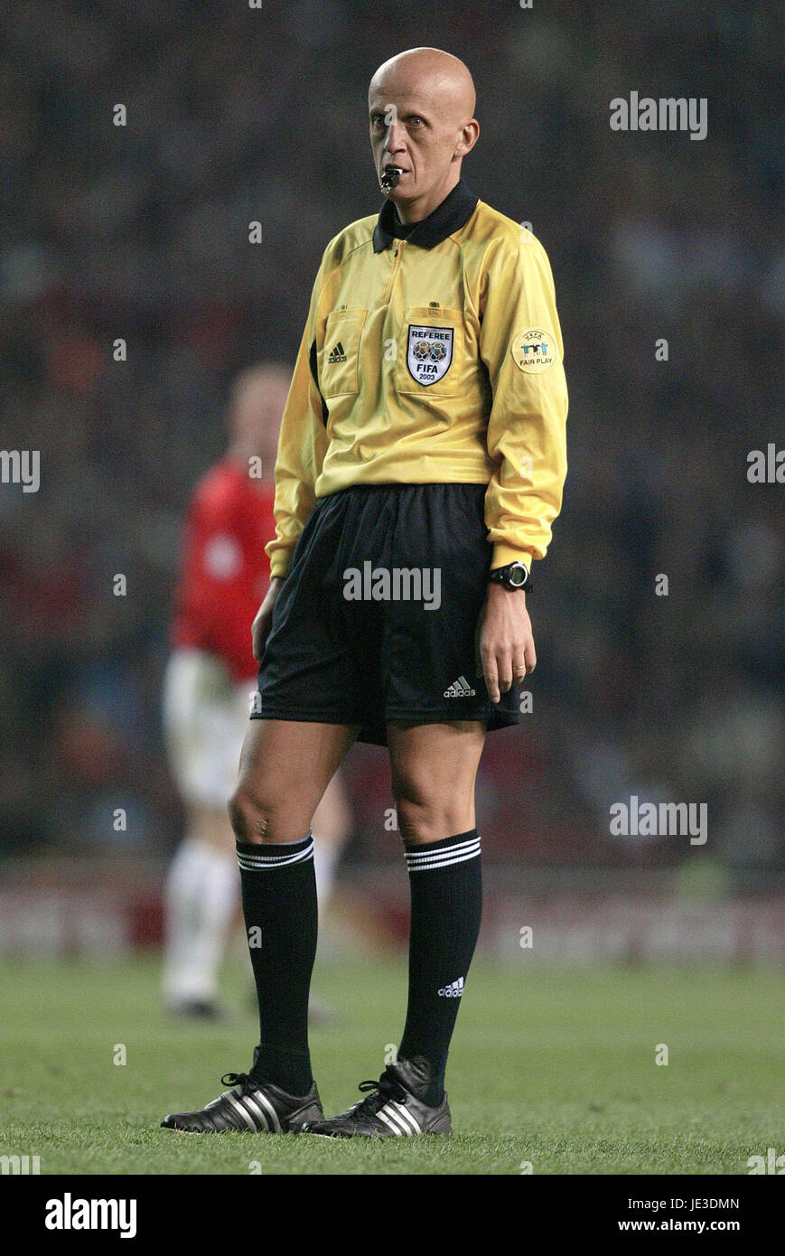 PIERLUIGI COLLINA FIFA REFEREE 23 April 2003 Stock Photo - Alamy