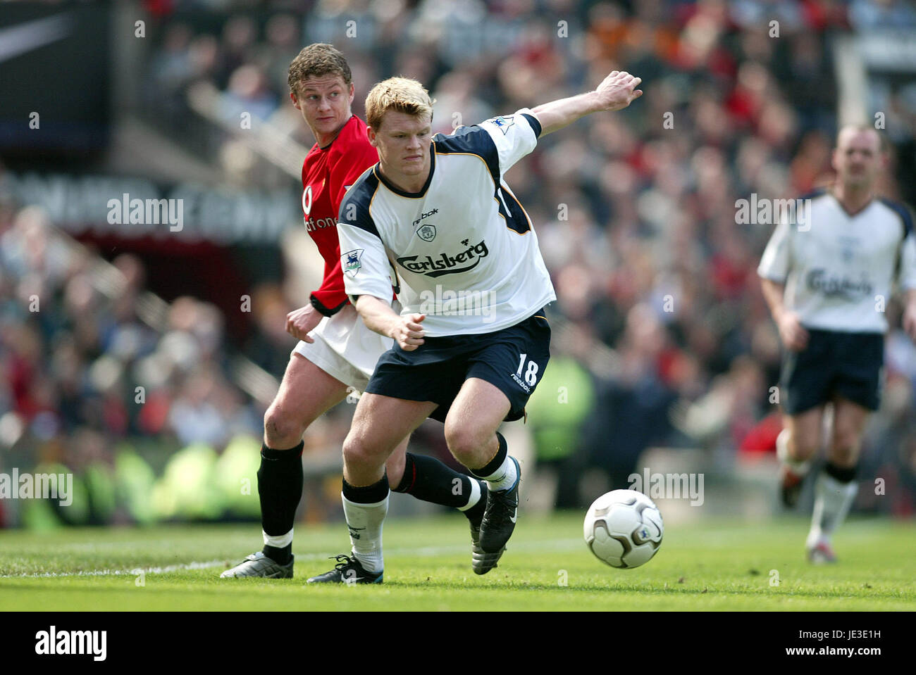 John arne riise manchester hi-res stock photography and images - Alamy