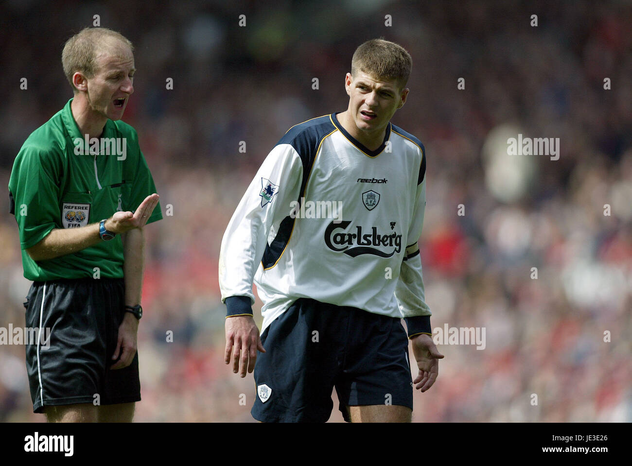 MIKE RILEY & STEVEN GERRARD MANCHESTER UNITED V LIVERPOOL OLD TRAFFORD ...