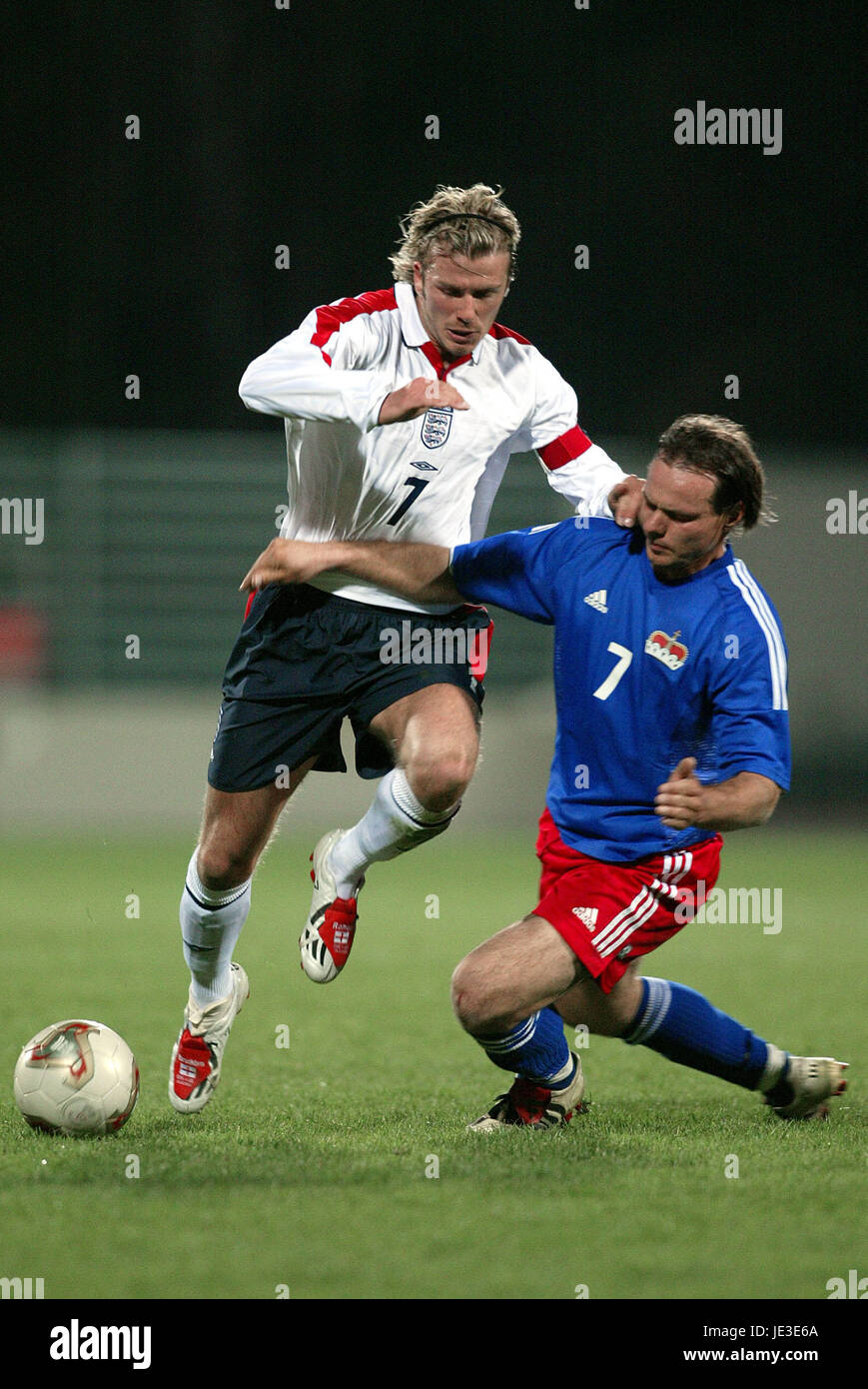 DAVID BECKHAM & ZECH LIECHTENSTEIN V ENGLAND RHEINPARK STADIUM VADUZ ...