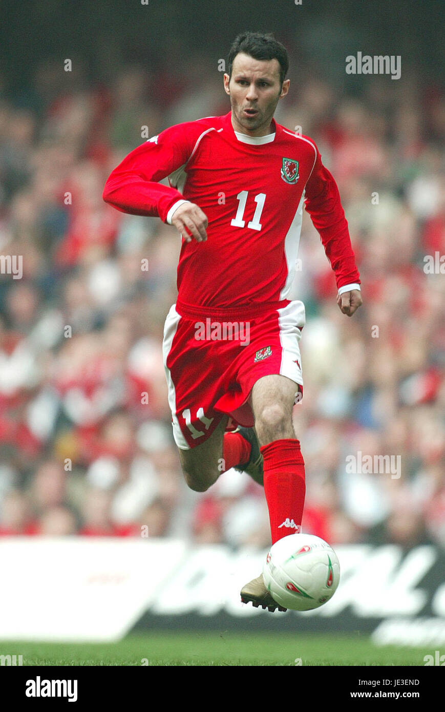 RYAN GIGGS WALES & MANCHESTER UNITED FC MILLENNIUM STADIUM CARDIFF ...