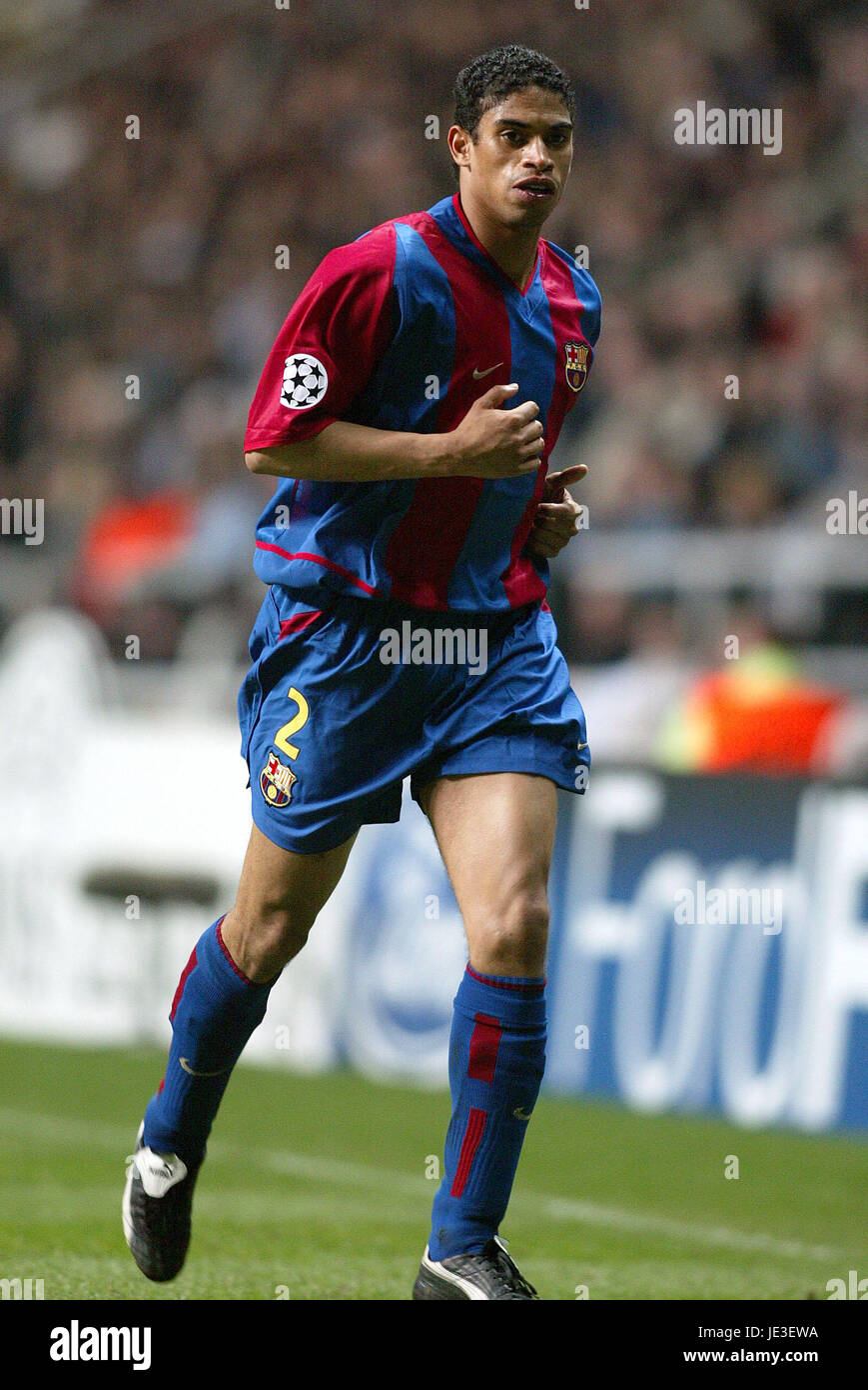 MICHAEL REIZIGER FC BARCELONA ST JAMES PARK NEWCASTLE 19 March 2003 ...