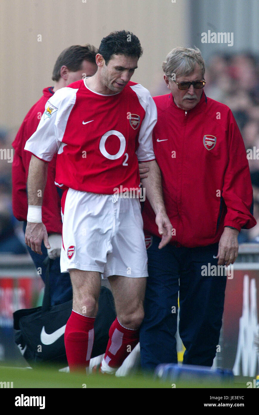 Martin keown england arsenal fc hi-res stock photography and images - Alamy