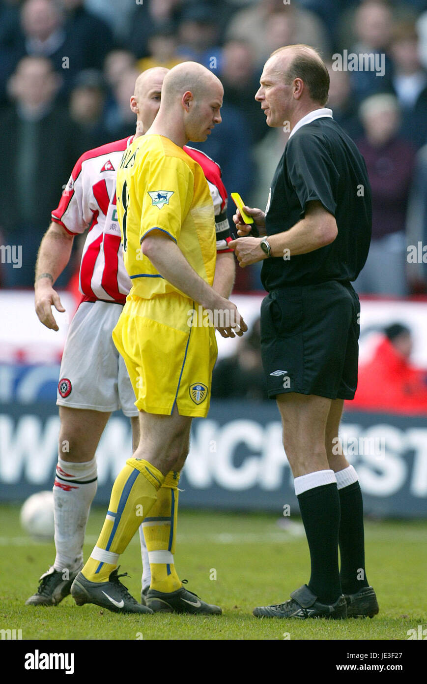 Referee s hi-res stock photography and images - Alamy