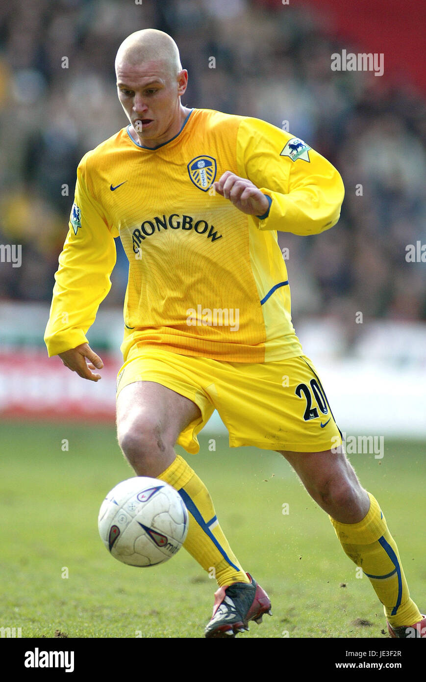 SETH JOHNSON LEEDS UNITED FC BRAMALL LANE SHEFFIELD ENGLAND 09 March ...