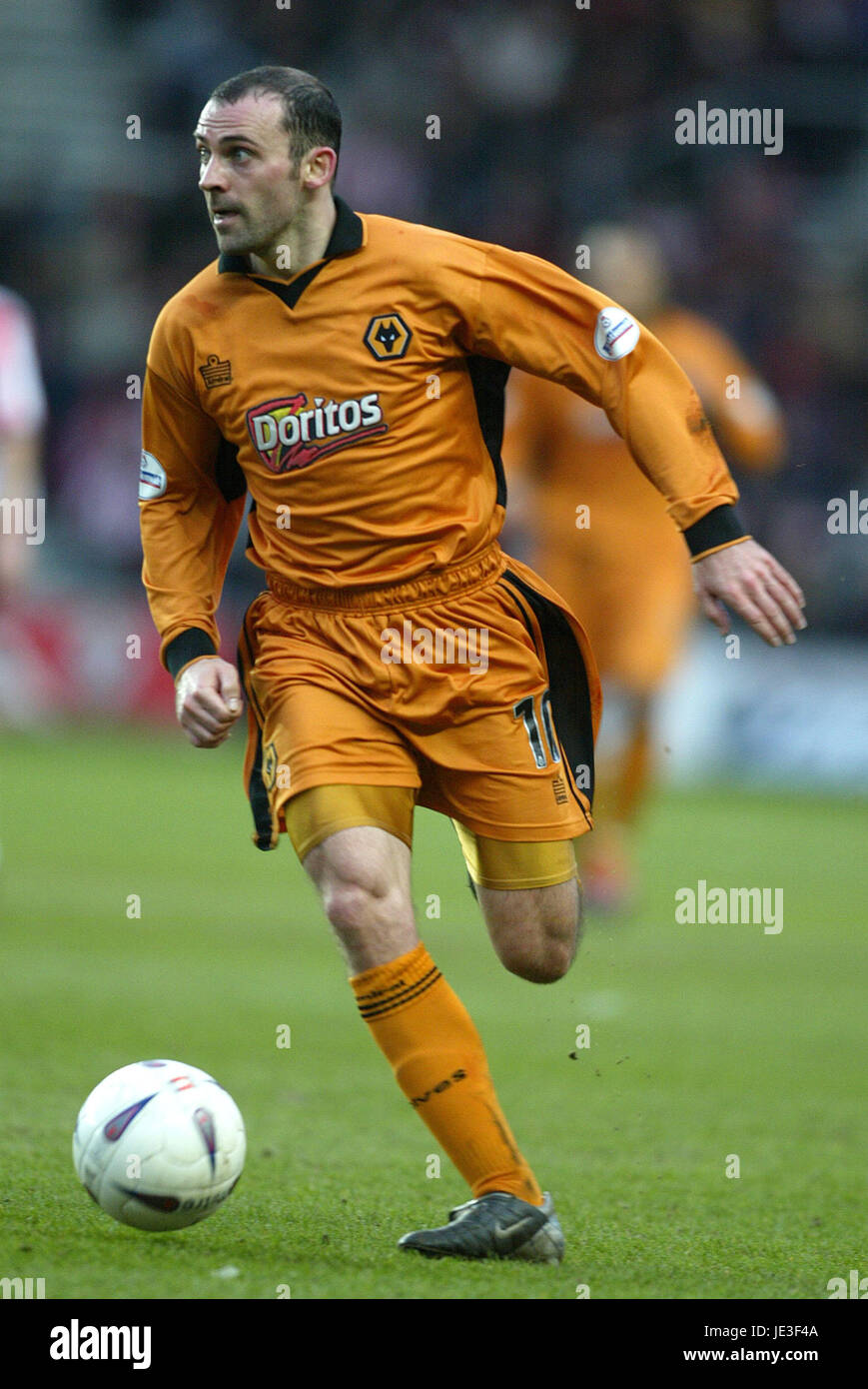 COLIN CAMERON WOLVERHAMPTON WANDERERS FC ST. MARYS STADIUM SOUTHAMPTON ...