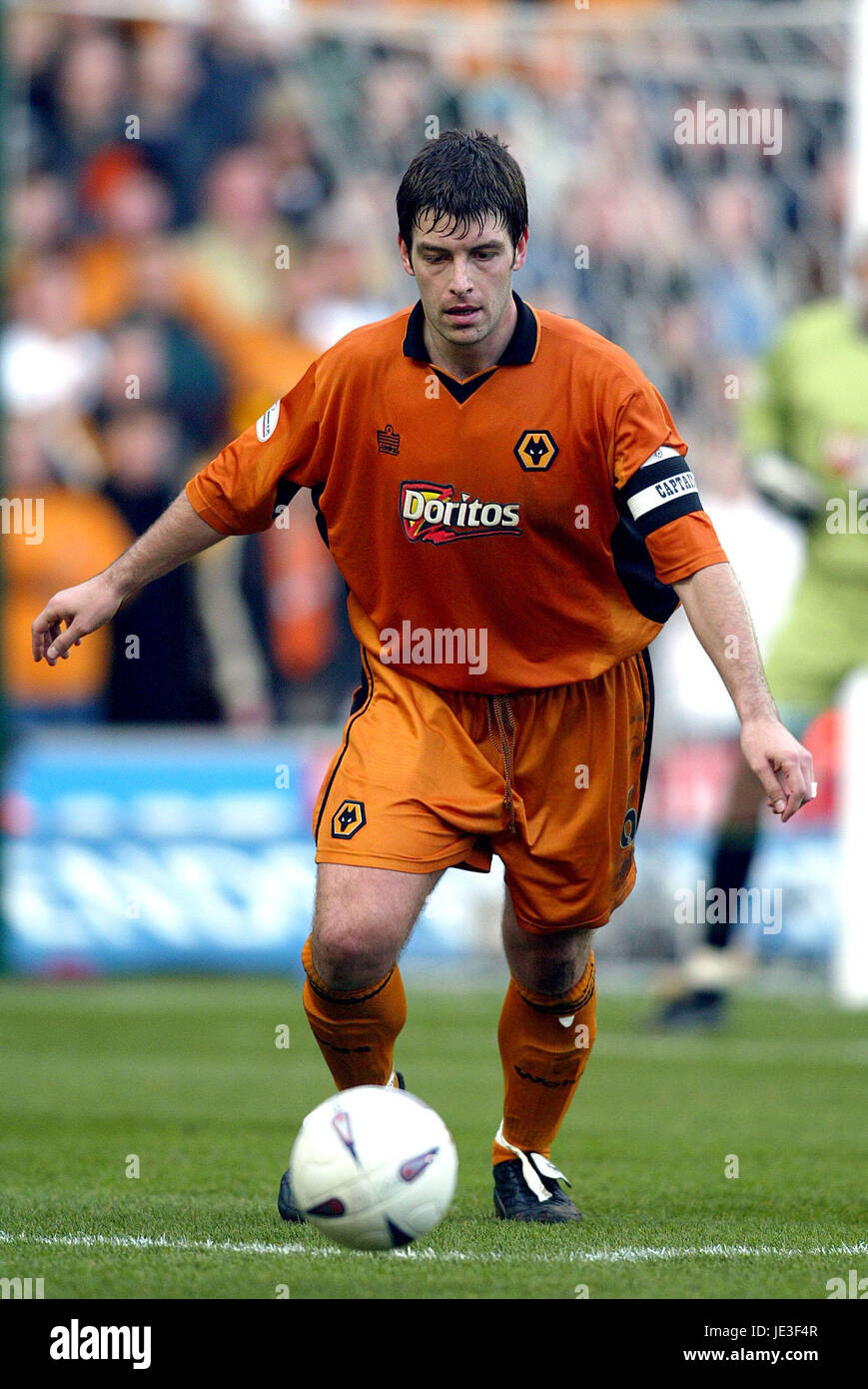 PAUL BUTLER WOLVERHAMPTON WANDERERS FC ST. MARYS STADIUM SOUTHAMPTON ...