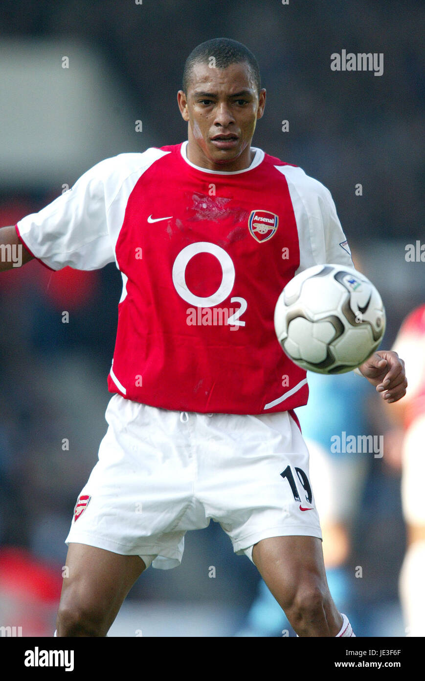 GILBERTO SILVA ARSENAL FC REEBOK STADIUM BOLTON 22 February 2003 Stock ...