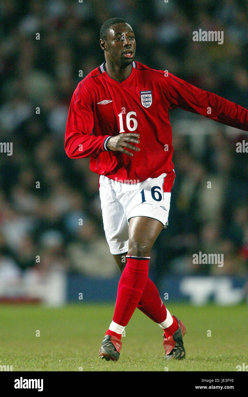 LEDLEY KING ENGLAND & TOTTENHAM HOTSPUR FC UPTON PARK LONDON ENGLAND 12 ...