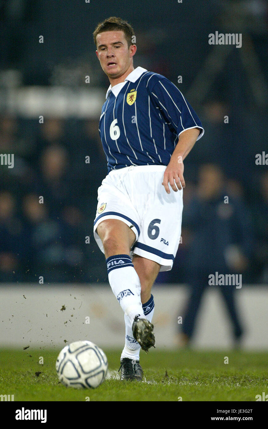 BARRY FERGUSON SCOTLAND & GLASGOW RANGERS FC HAMPDEN PARK GLASGOW 12 ...