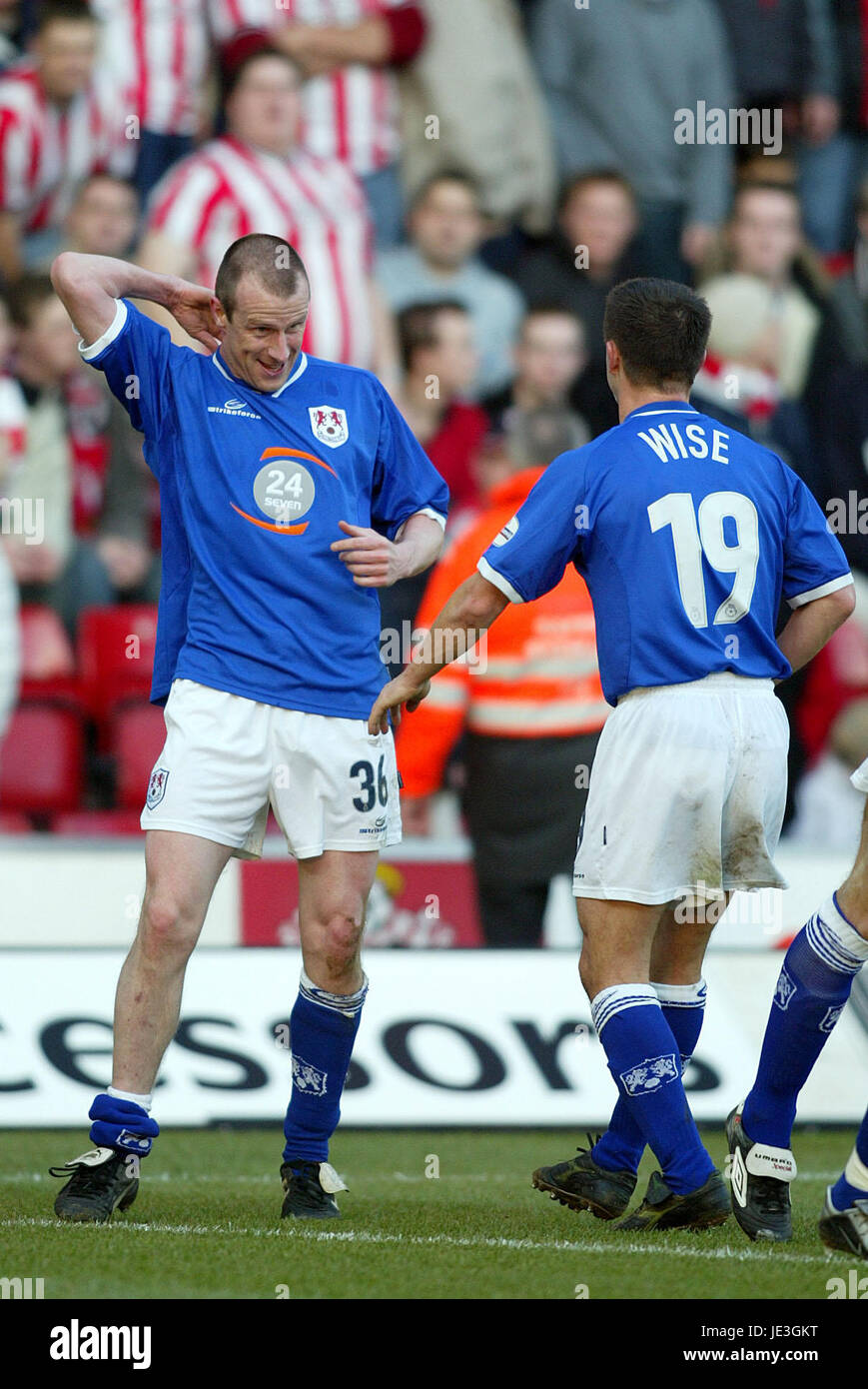 STEVE CLARIDGE & DENNIS WISE SOUTHAMPTON V MILLWALL ST MARY'S STADIUM ...