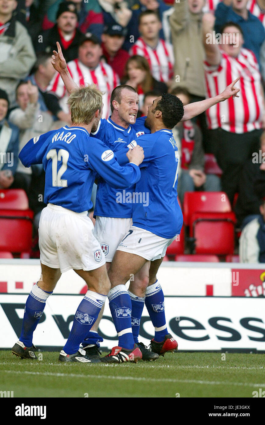 STEVE CLARIDGE & TEAM MATES FA CUP ST MARY'S STADIUM SOUTHAMPTON ...