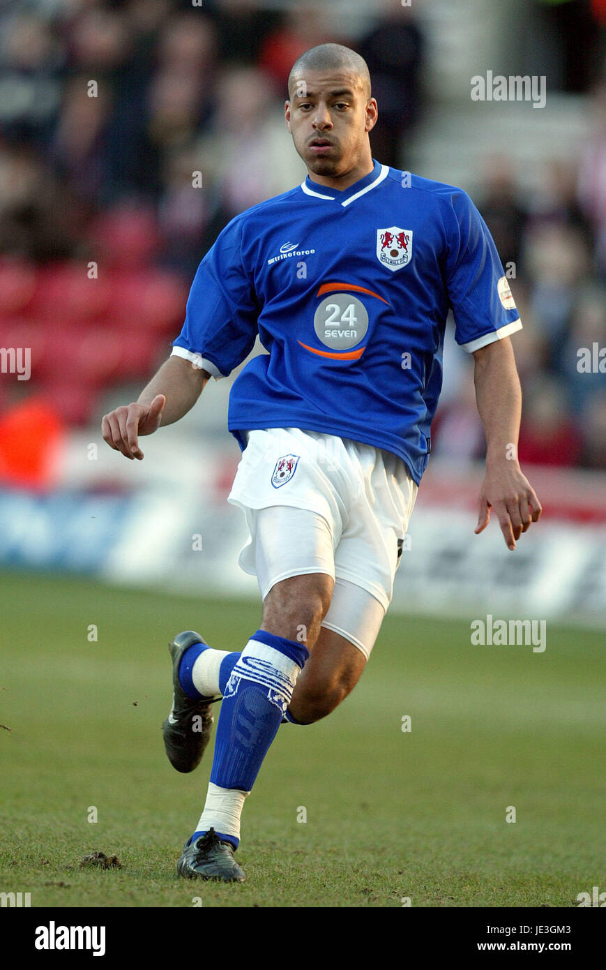 STEVEN REID MILLWALL FC ST MARY'S STADIUM SOUTHAMPTON ENGLAND 25 ...