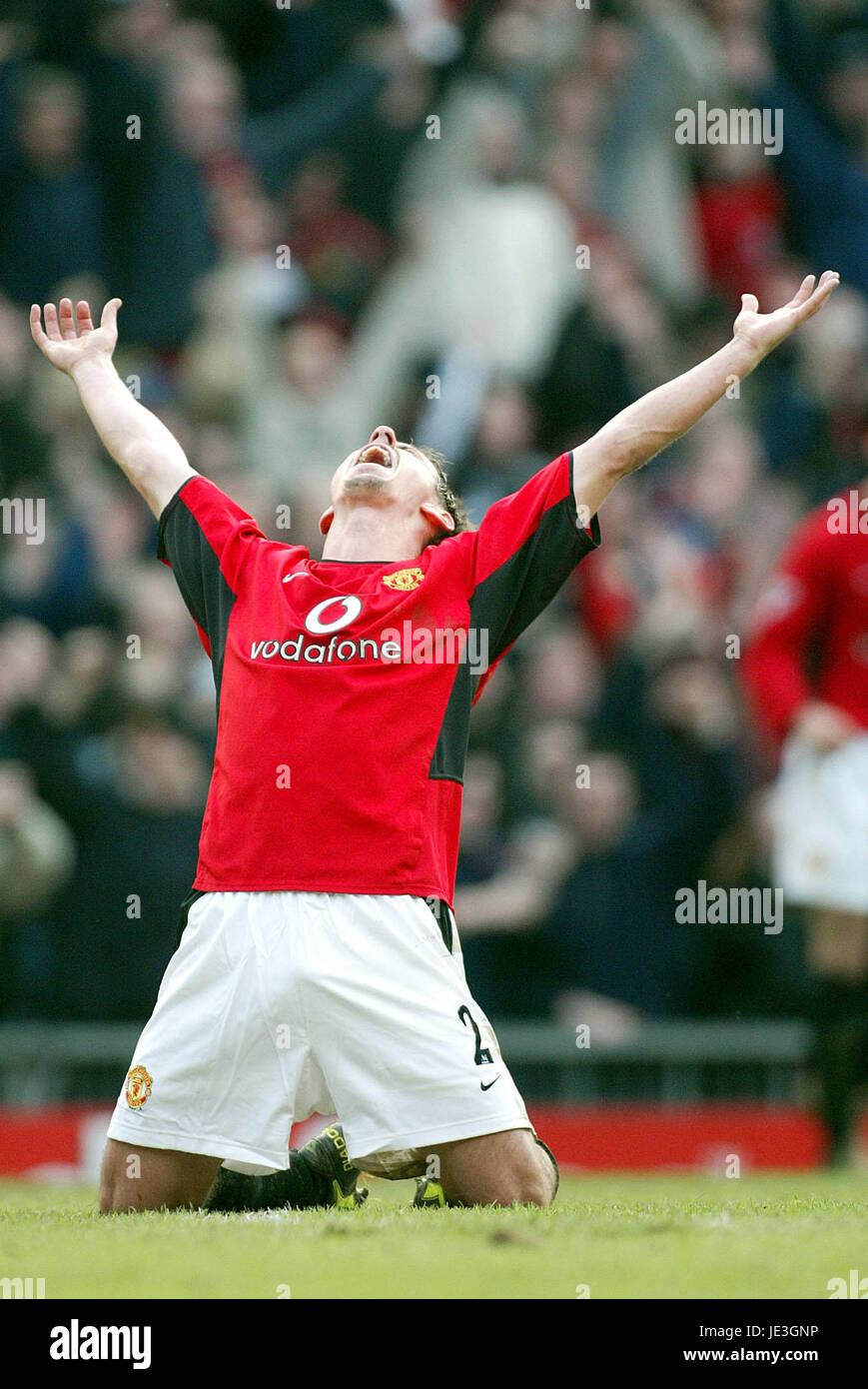 GARY NEVILLE MANCHESTER UNITED FC OLD TRAFFORD MANCHESTER 18 January ...