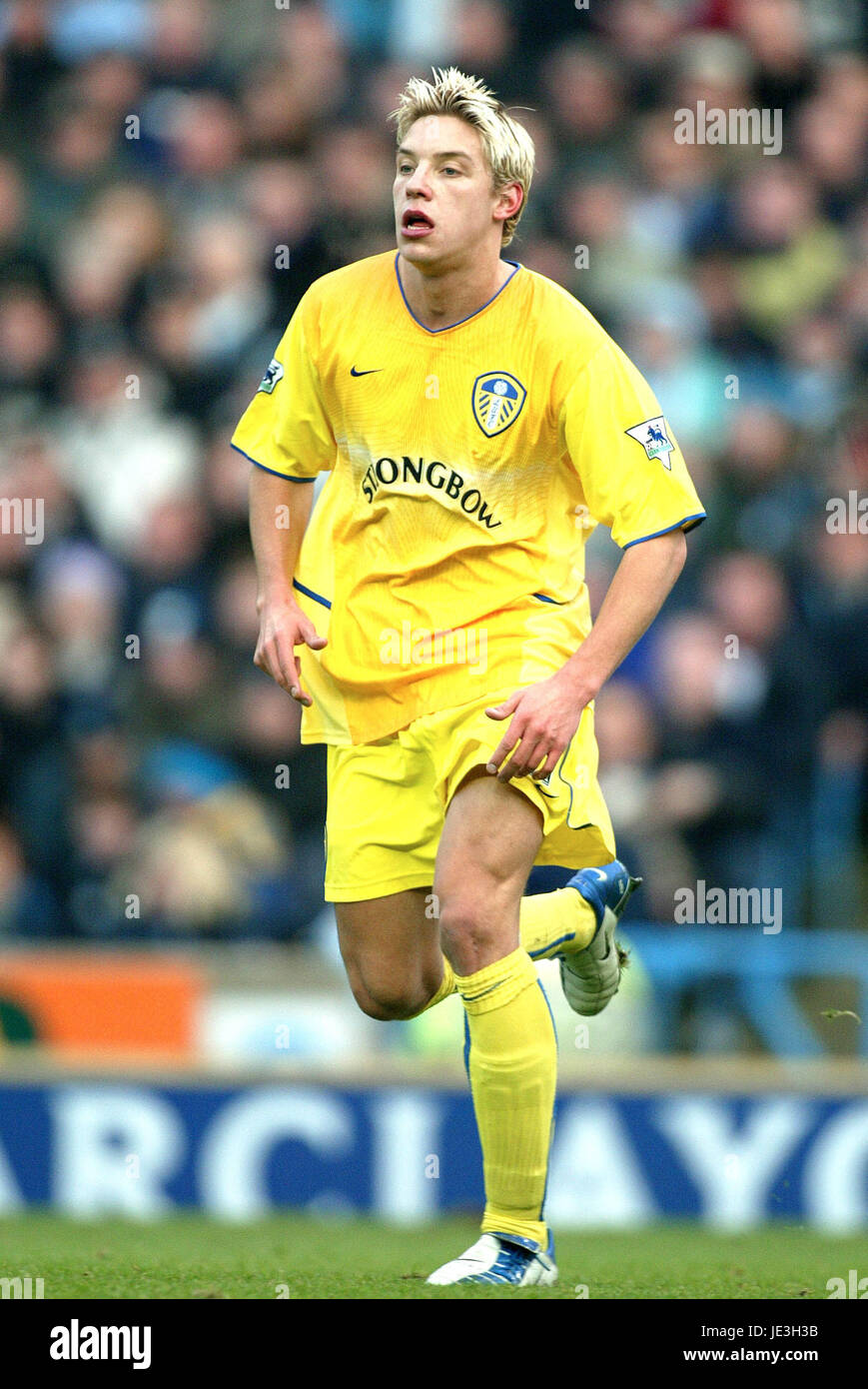 Alan smith leeds united fc hi-res stock photography and images - Alamy