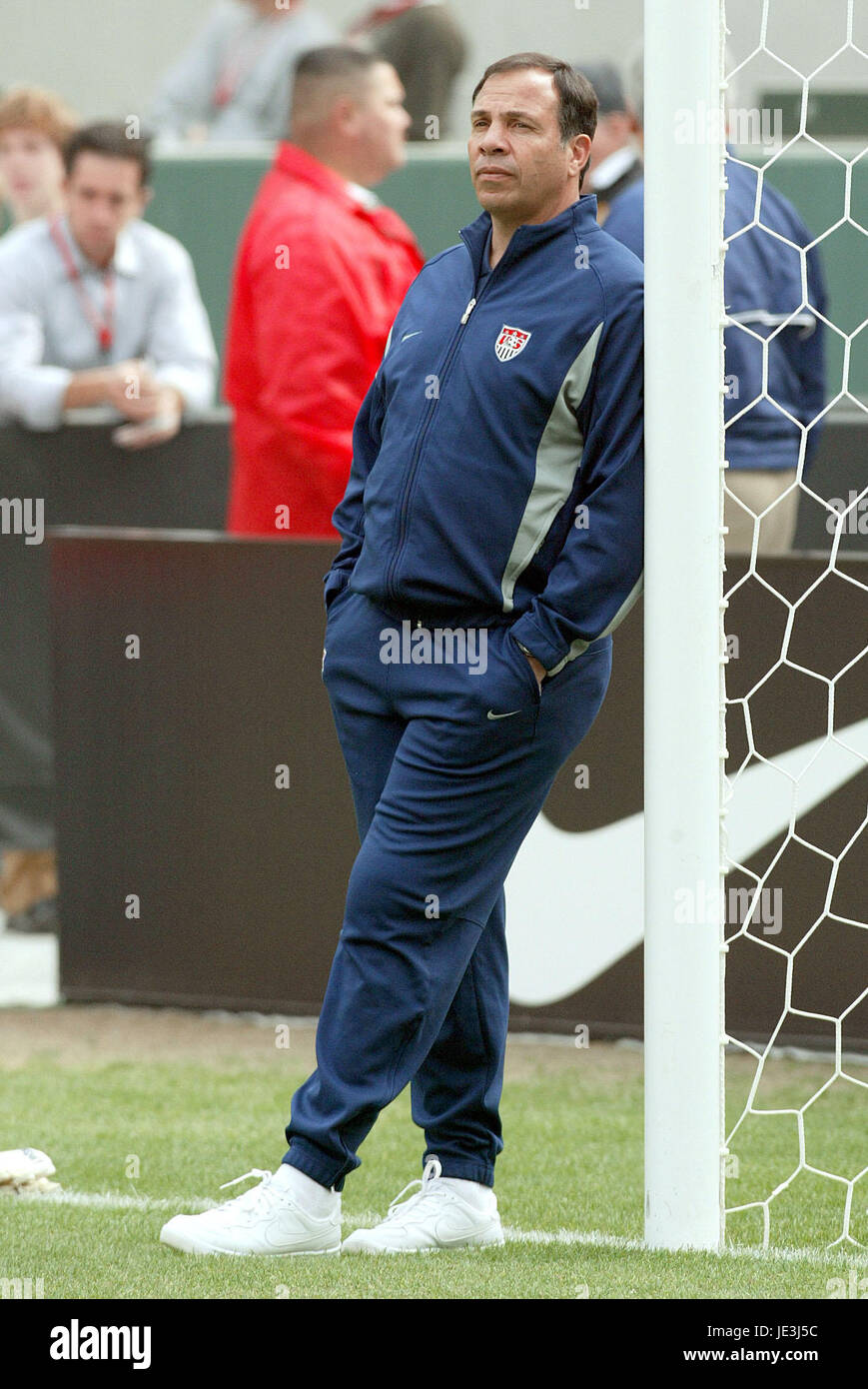 BRUCE ARENA USA HEAD COACH HOME DEPOT CENTRE CARSON LA USA 18 January ...