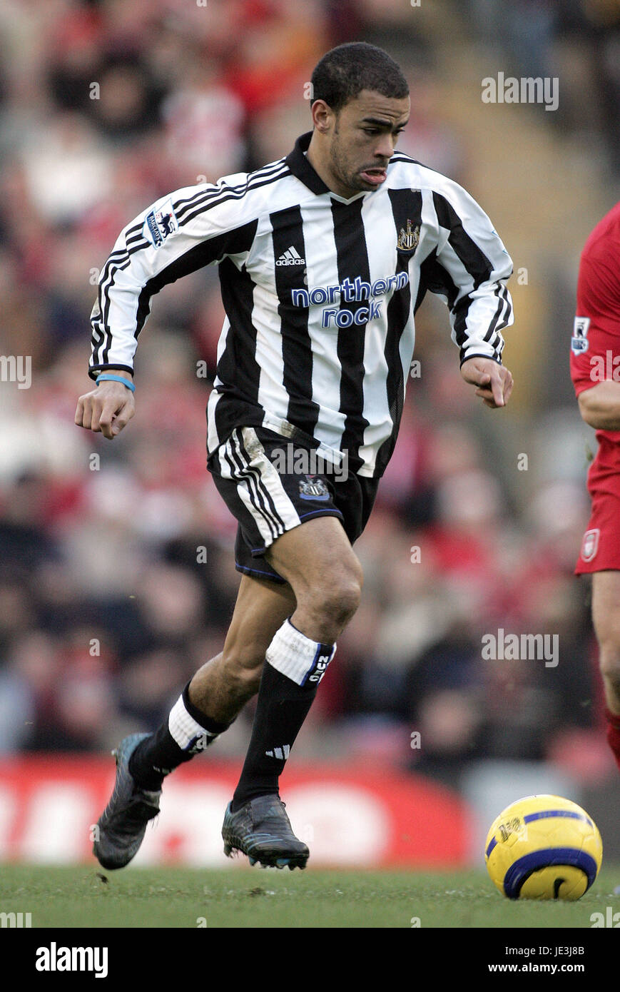 KIERON DYER NEWCASTLE UNITED FC ANFIELD LIVERPOOL ENGLAND 19 December ...
