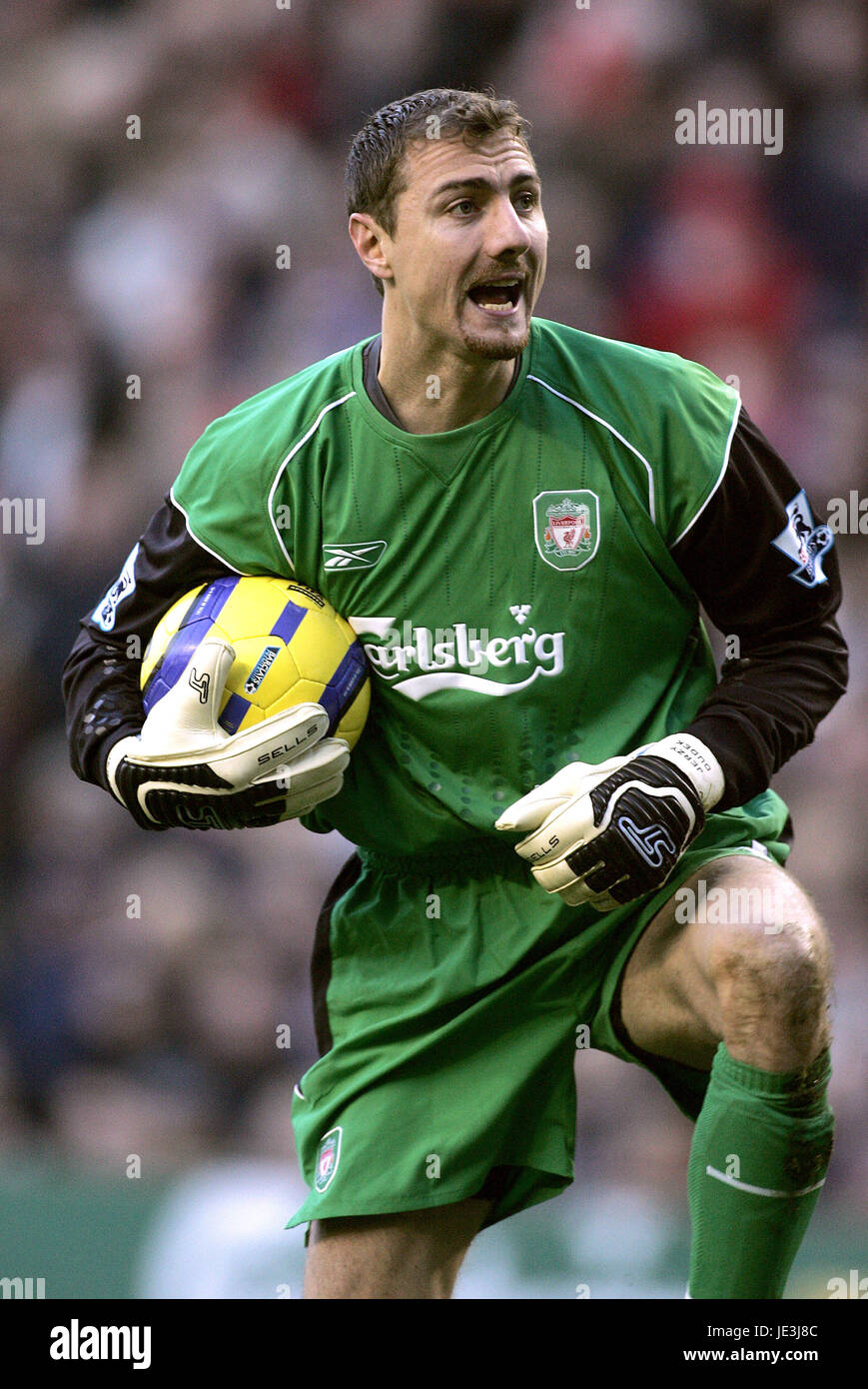 JERZY DUDEK LIVERPOOL FC ANFIELD LIVERPOOL ENGLAND 19 December 2004 ...