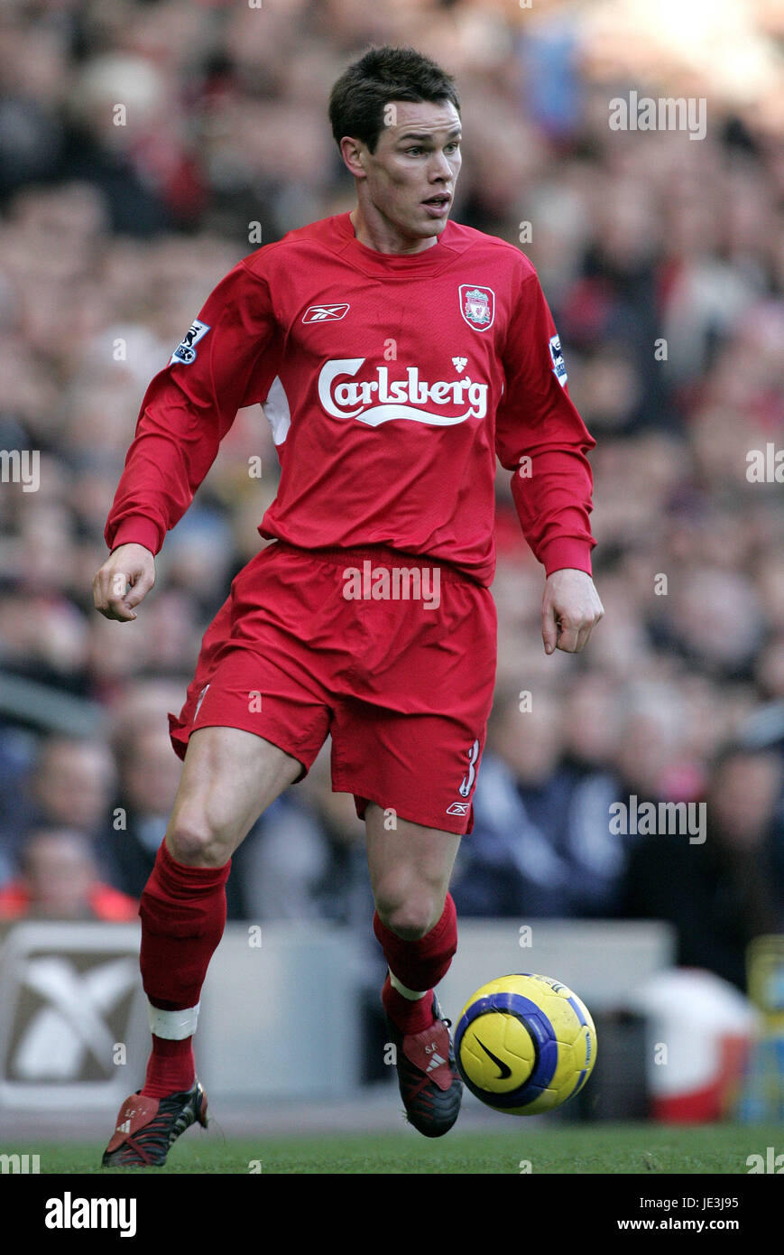 STEVE FINNAN LIVERPOOL FC ANFIELD LIVERPOOL ENGLAND 19 December 2004 ...
