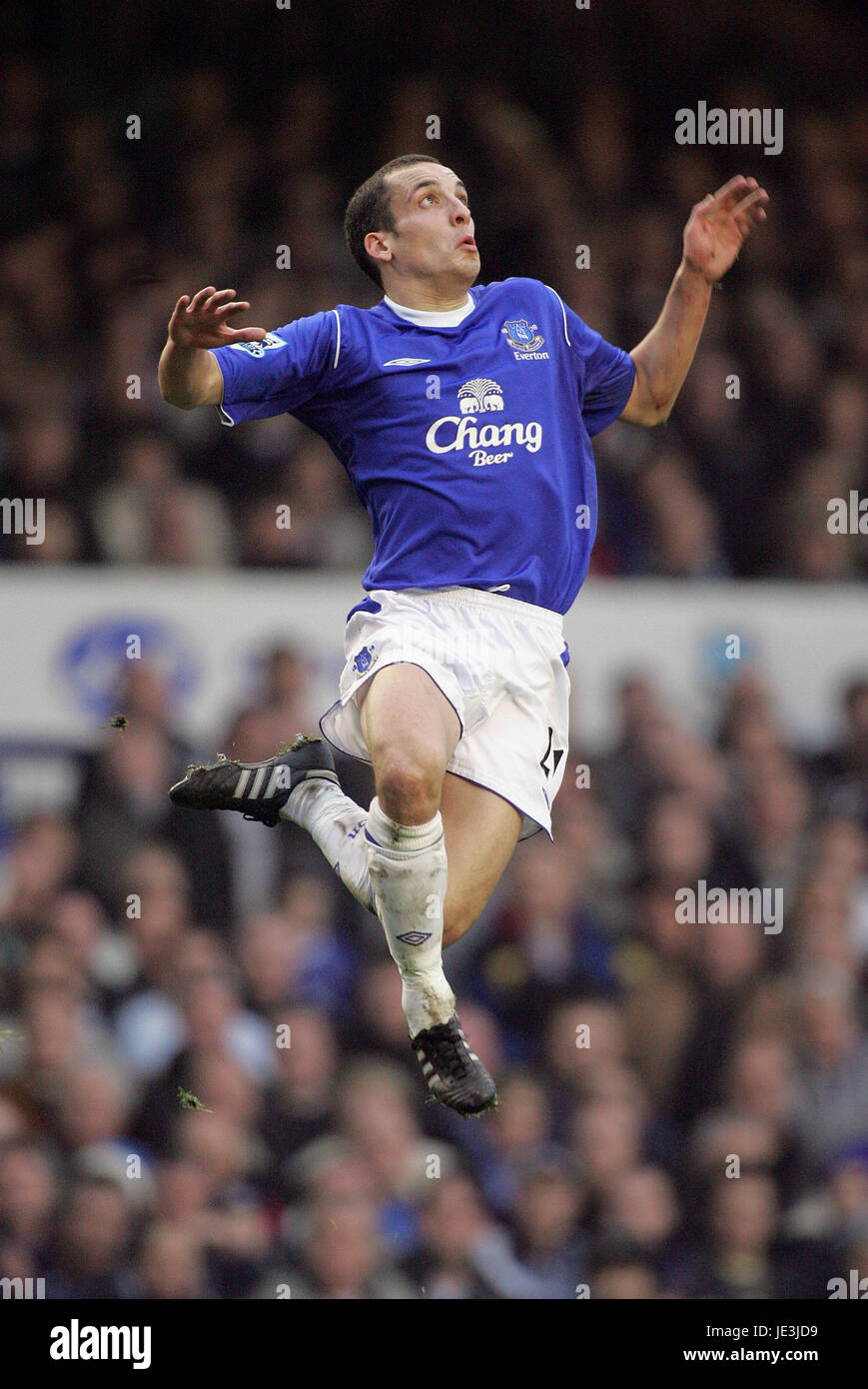 LEON OSMAN EVERTON FC GOODISON PARK LIVERPOOL 11 December 2004 Stock ...