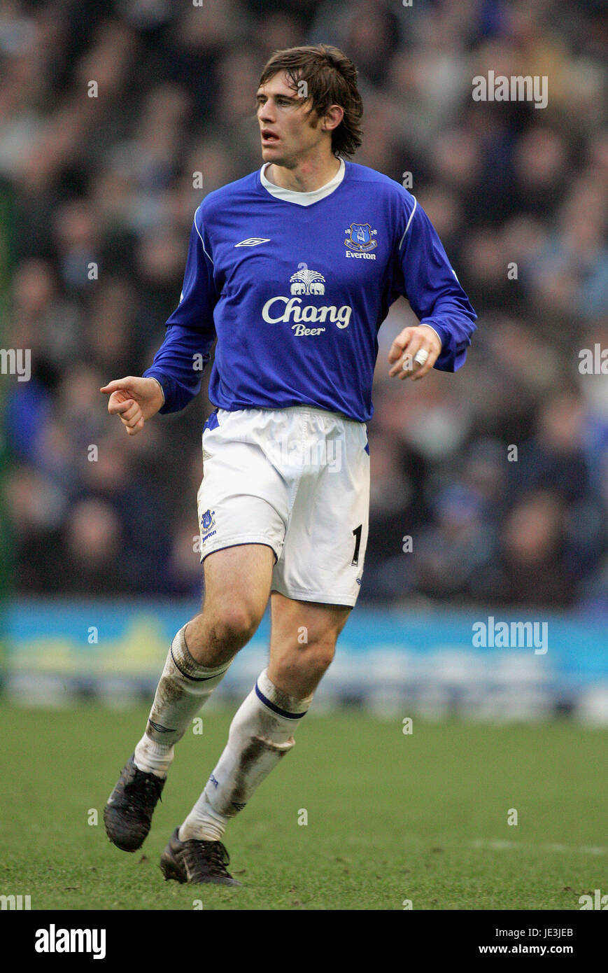 KEVIN KILBANE EVERTON FC GOODISON PARK LIVERPOOL 11 December 2004 Stock ...