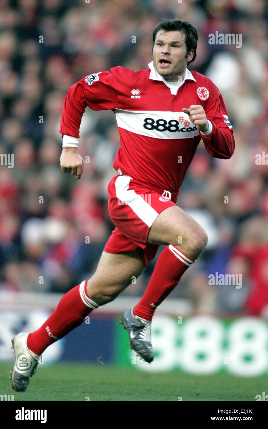 MARK VIDUKA MIDDLESBROUGH FC RIVERSIDE STADIUM MIDDLESBROUGH ENGLAND 20 ...